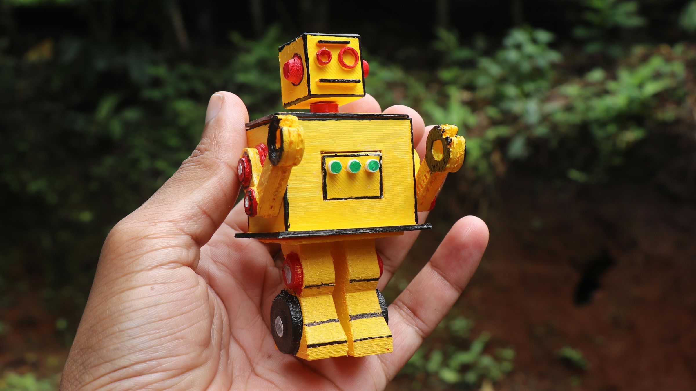3D Printed Instructables Robot With Hidden Rechargeable Emergency Lamp : 6 Steps (with Pictures ...