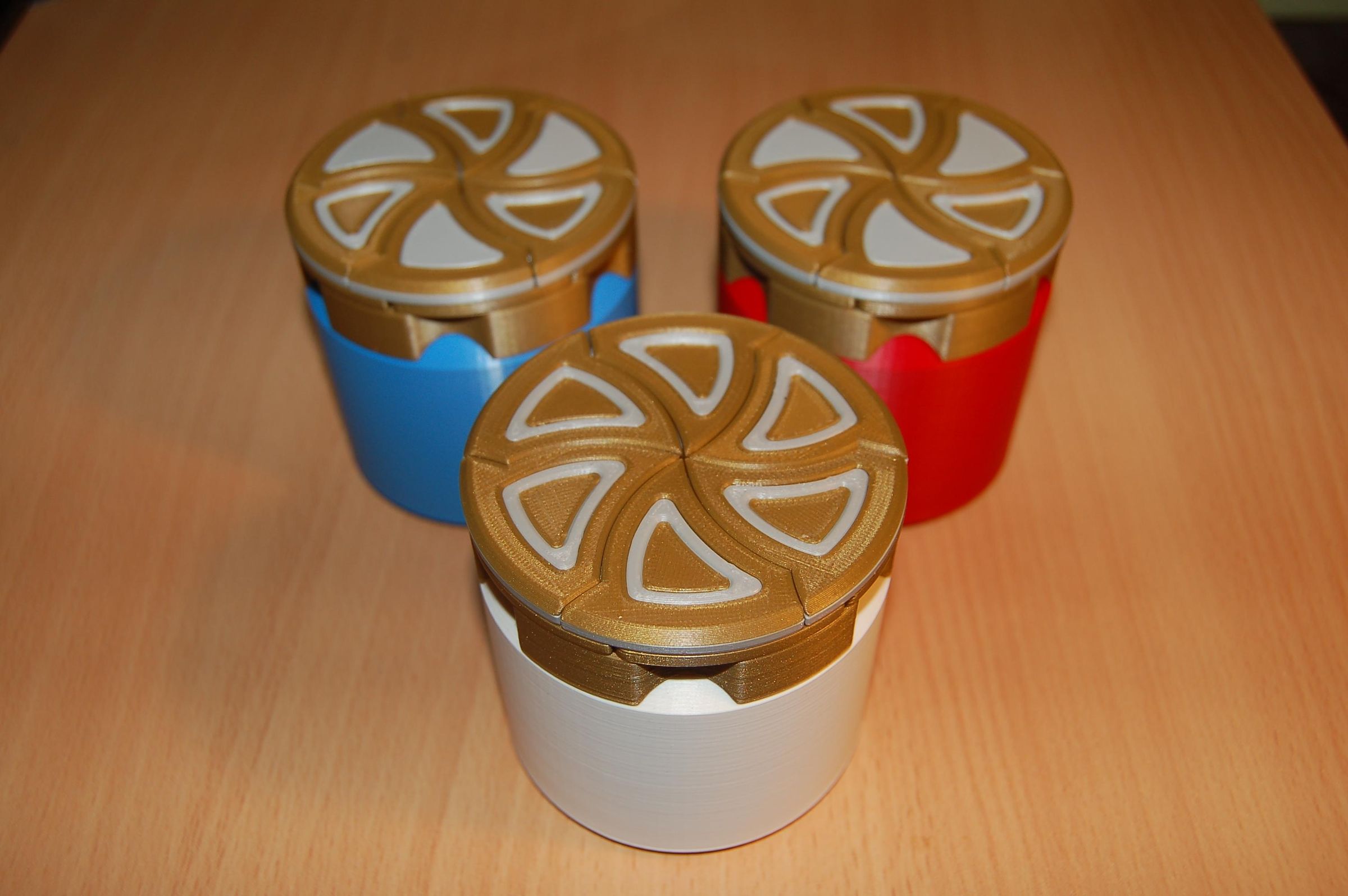 Decorative Iris Box Guide : 11 Steps (with Pictures) - Instructables