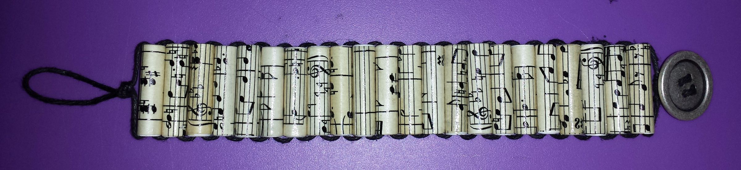 Vintage Sheet Music Paper Bead Bracelet : 7 Steps (with Pictures ...