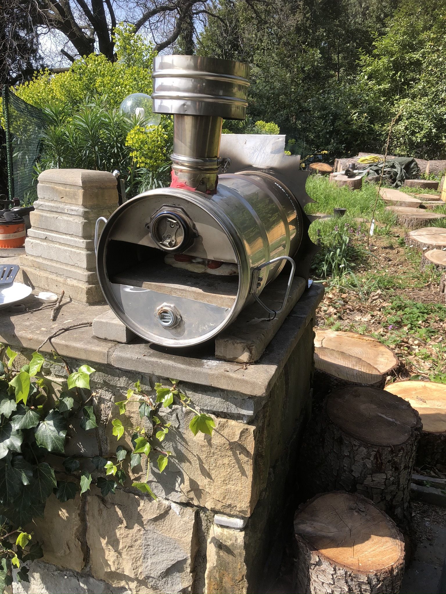 Small Experimental Portable Pizza Oven From Scrap : 3 Steps - Instructables