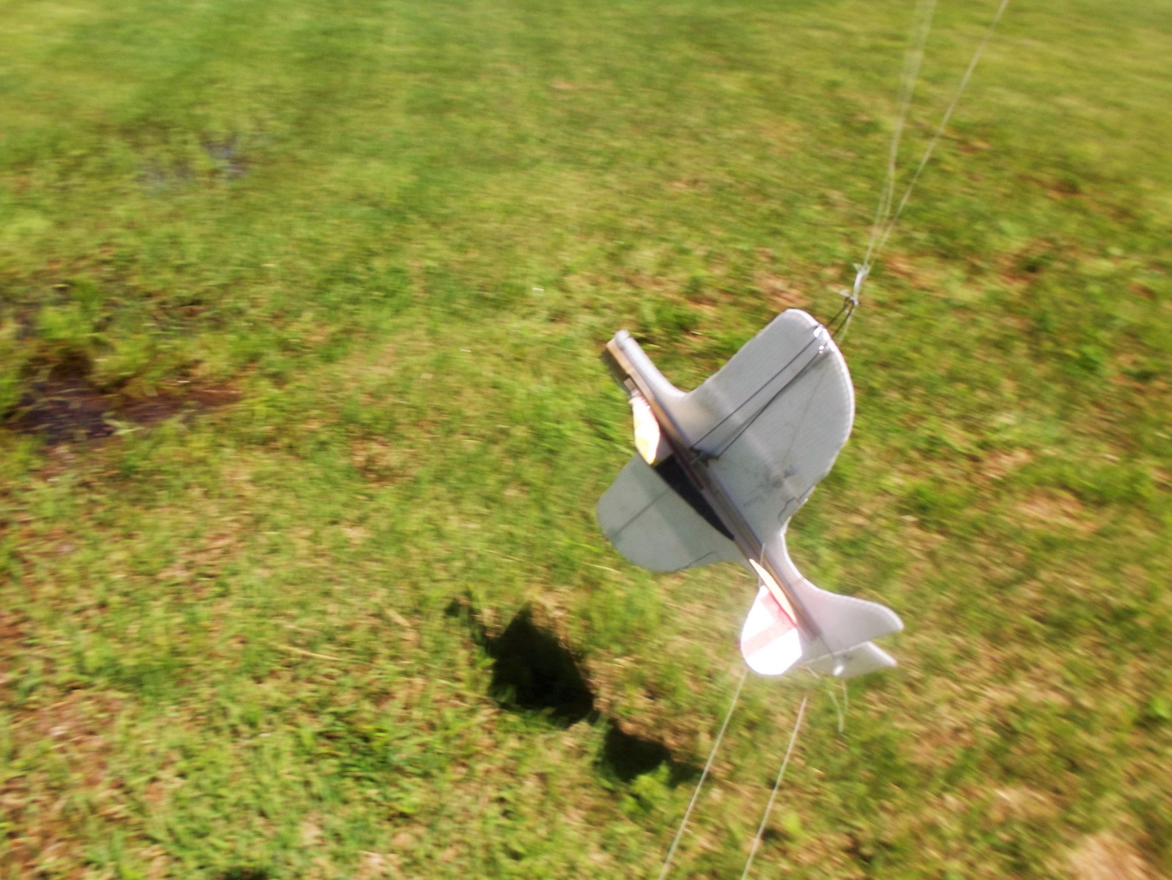 Controlline Airplane : 5 Steps - Instructables