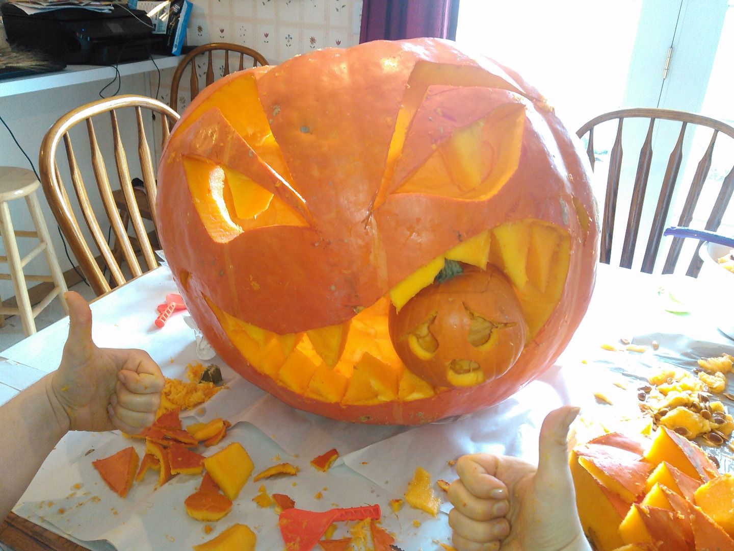 Chomper the Cannibal Pumpkin : 9 Steps (with Pictures) - Instructables