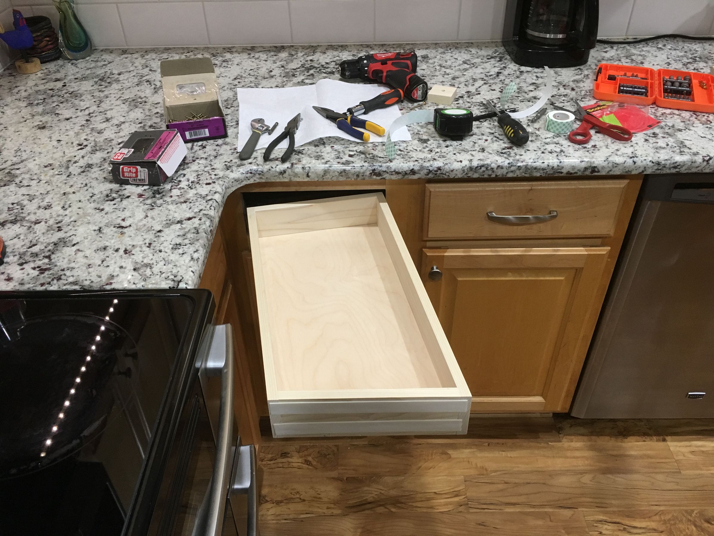10 Degree Kitchen Drawer Fix : 12 Steps (with Pictures) - Instructables