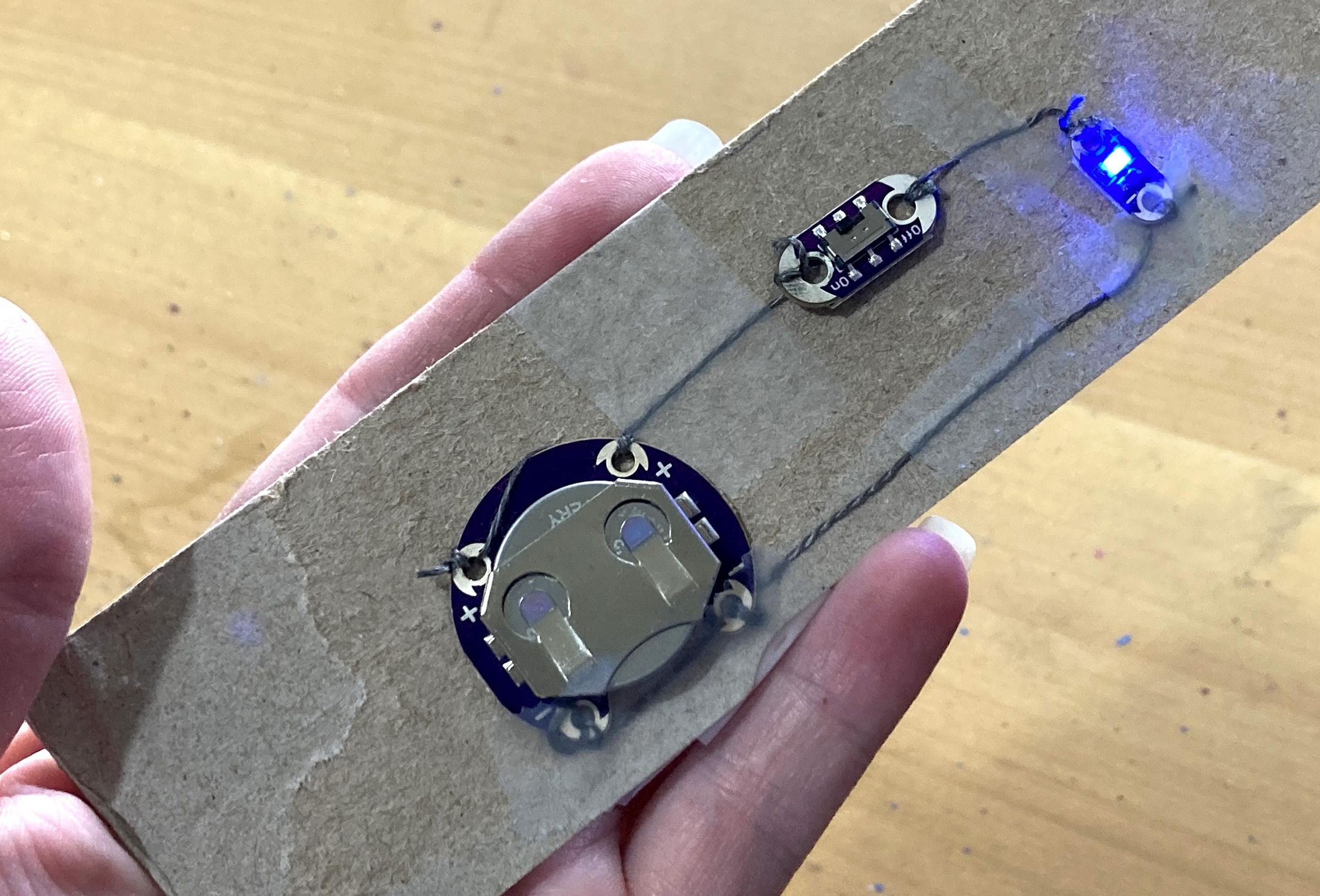 Cardboard Floral Wall Art With Lights : 10 Steps (with Pictures ...