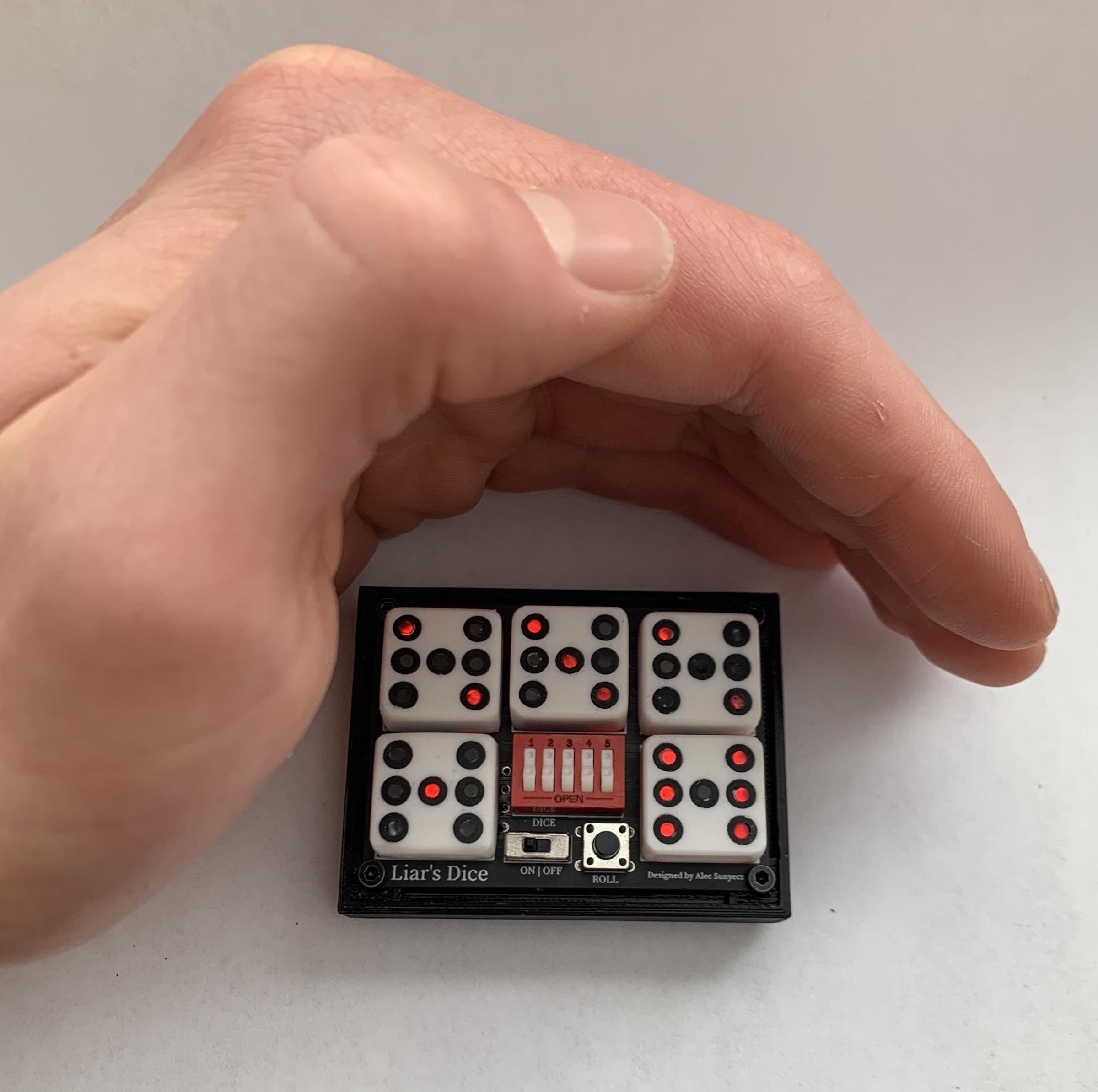 Pocket Dice! Electronic Dice for Liars Dice and More : 7 Steps (with ...