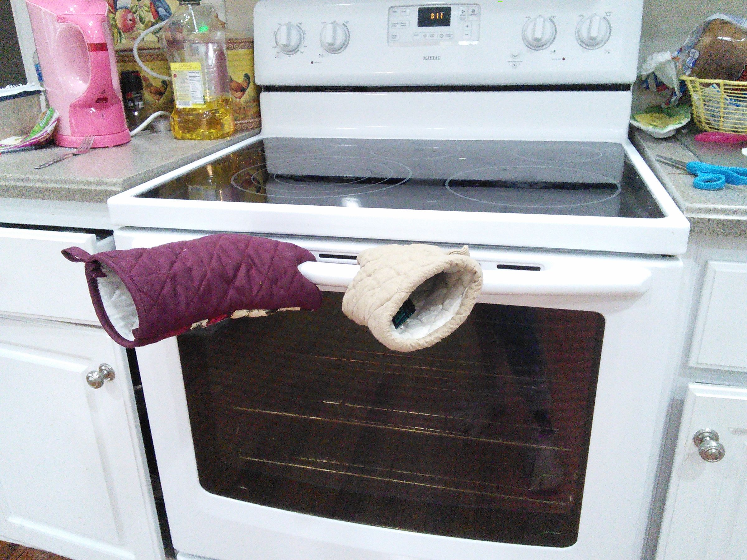 How to Make an Invisible Chef : 4 Steps - Instructables