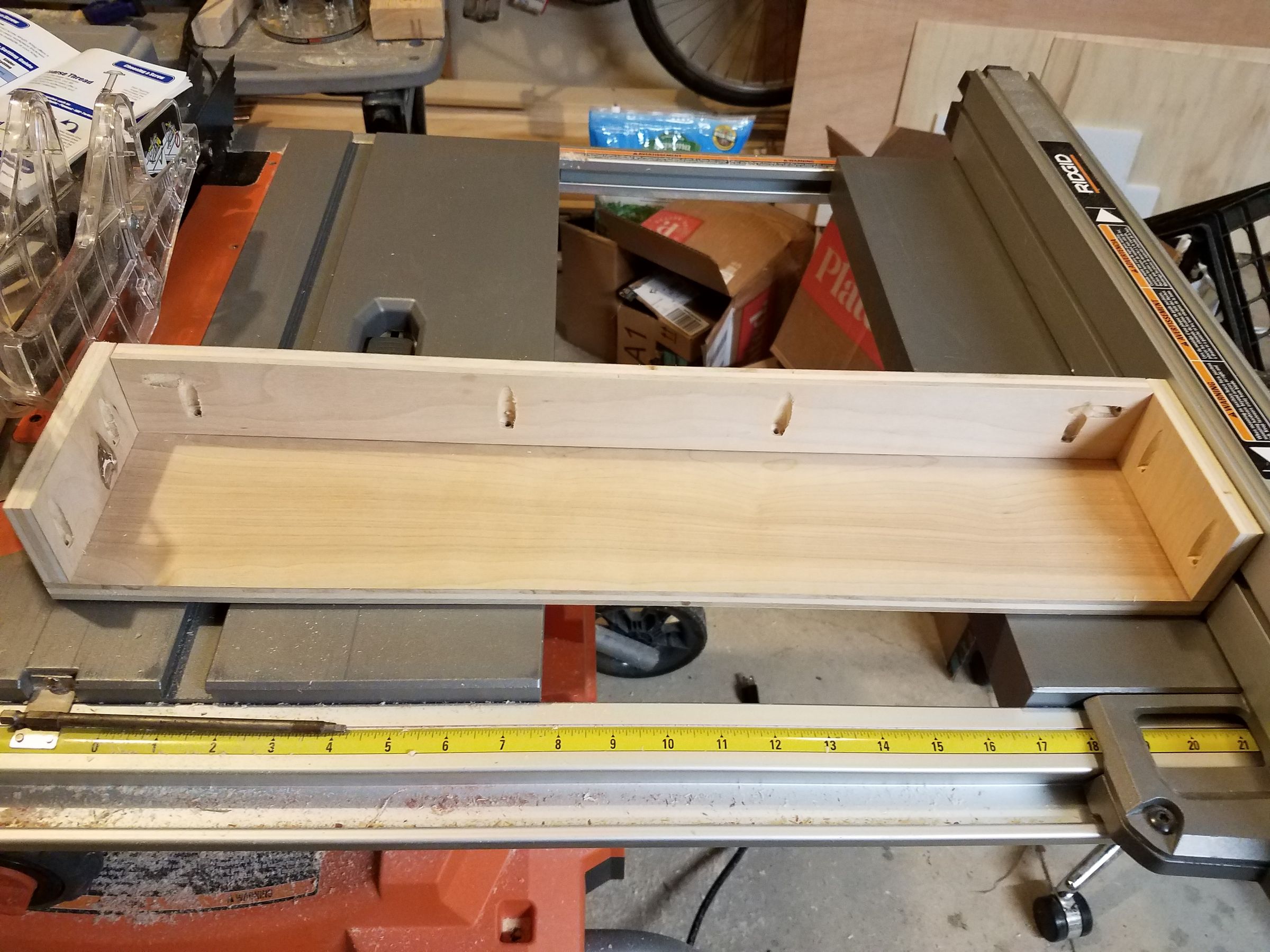 Small Floating Shelf With Hidden Storage : 12 Steps (with Pictures ...