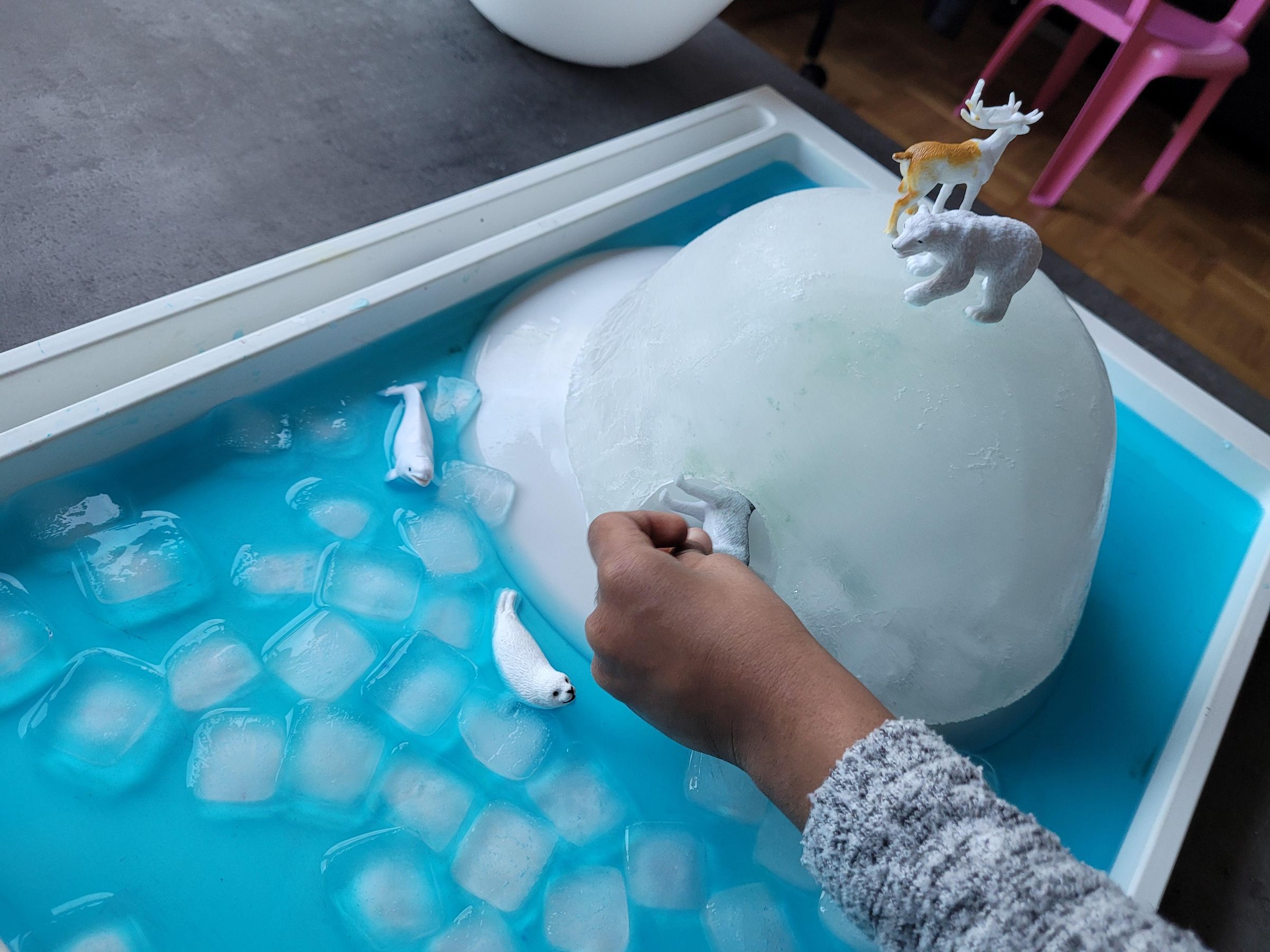 Easy Igloo for Arctic Diorama : 7 Steps (with Pictures) - Instructables