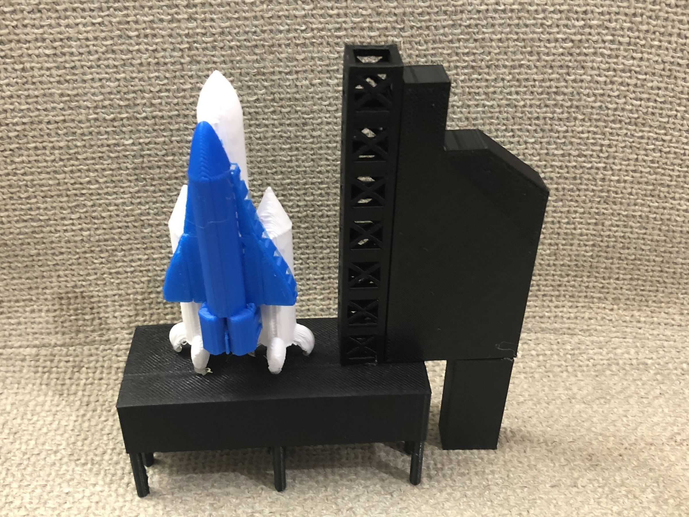 Mini Space Shuttle With Rocket and Launch Site : 11 Steps - Instructables