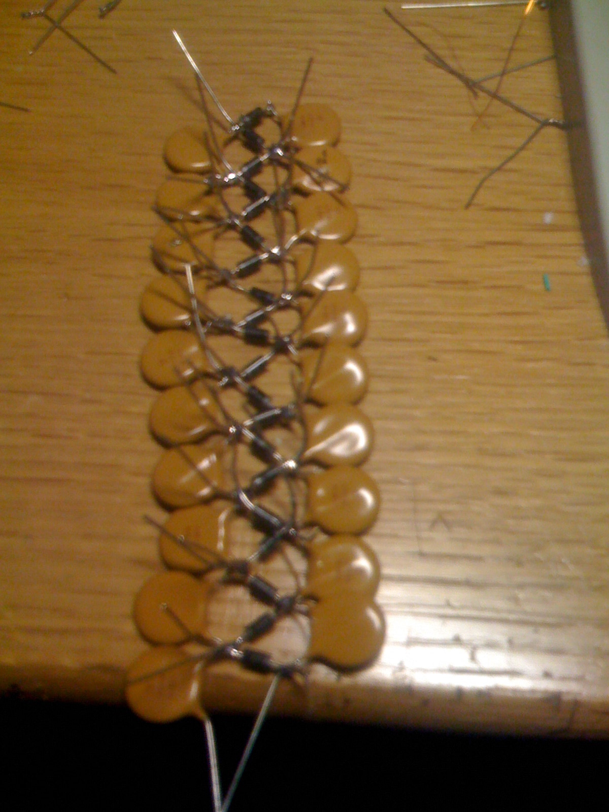 The Mini Electrostatic Generator : 3 Steps - Instructables