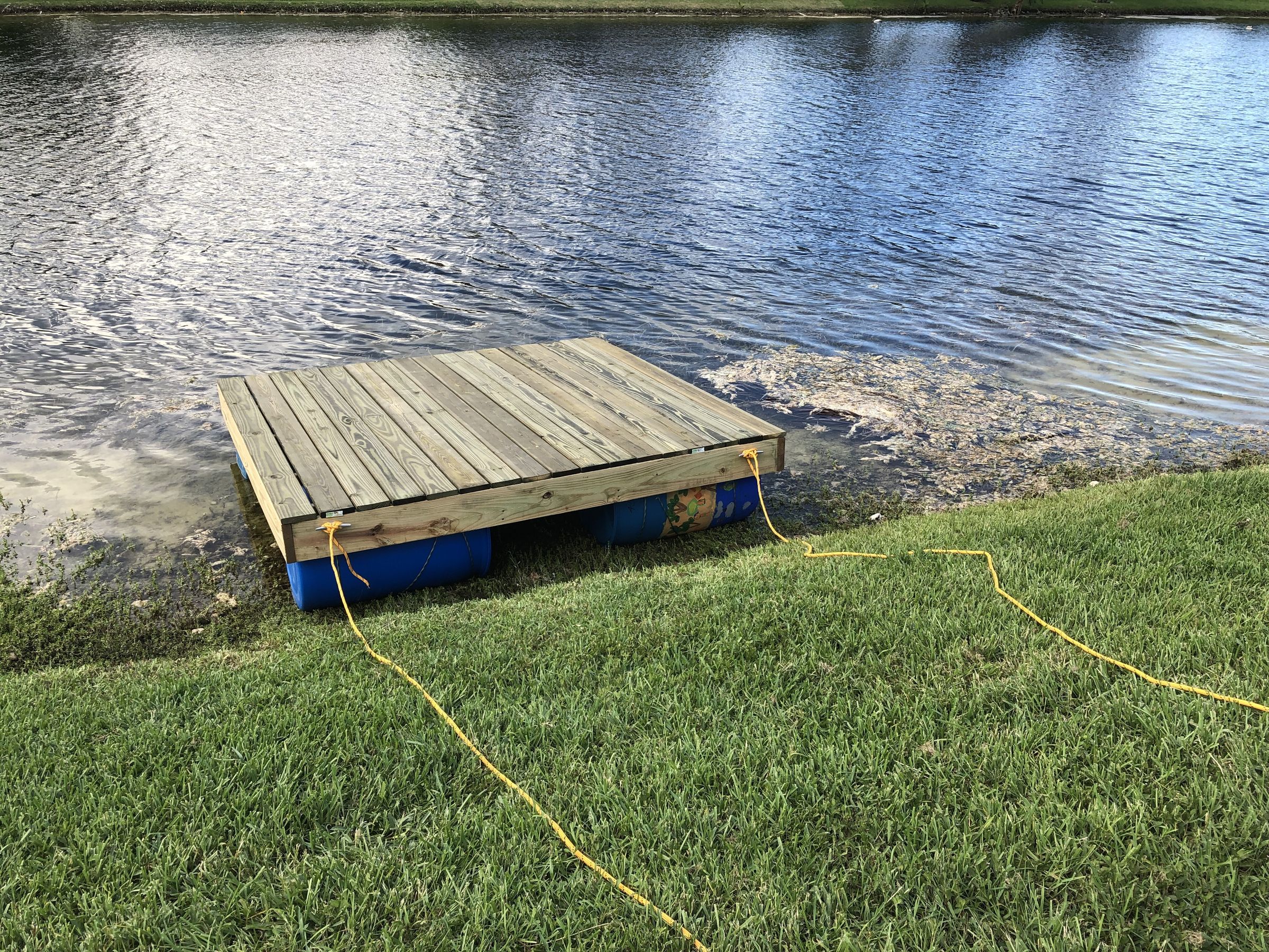How To Build A Floating Dock With Plastic Barrels DIY! | atelier-yuwa ...