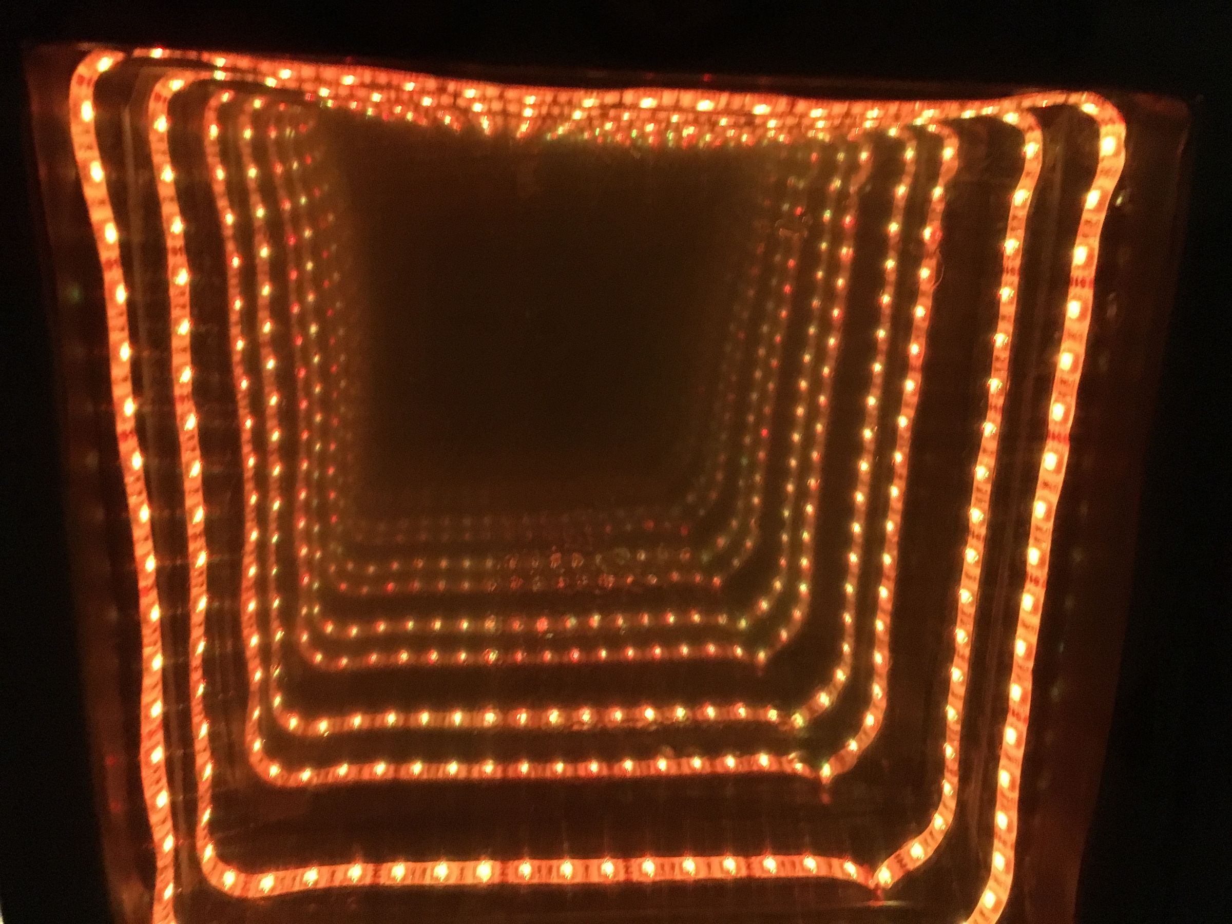 Infinity Mirror : 8 Steps (with Pictures) - Instructables