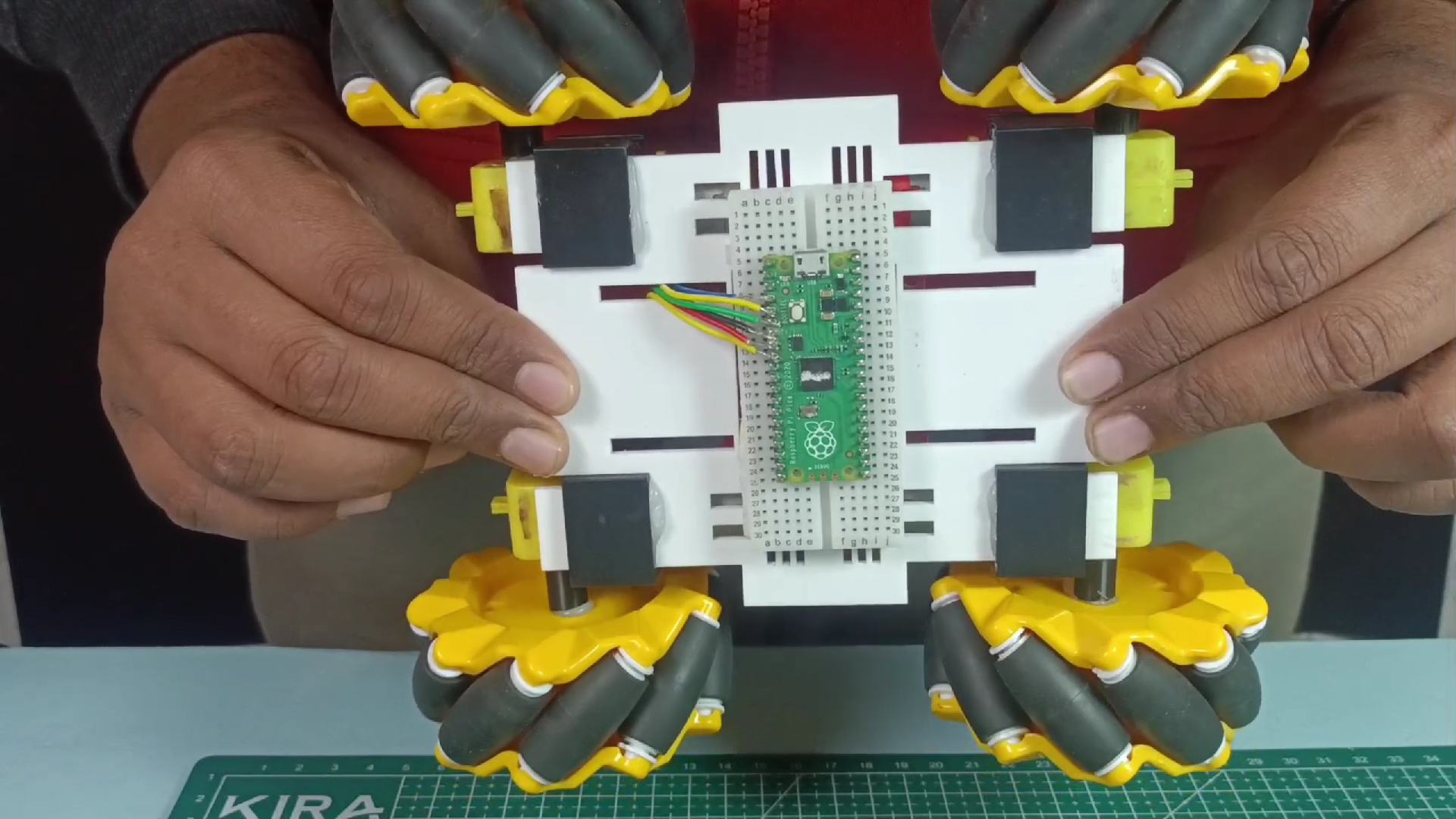 How to Make a Target Chasing Robot Car Using Raspberry Pi Pico : 8 ...