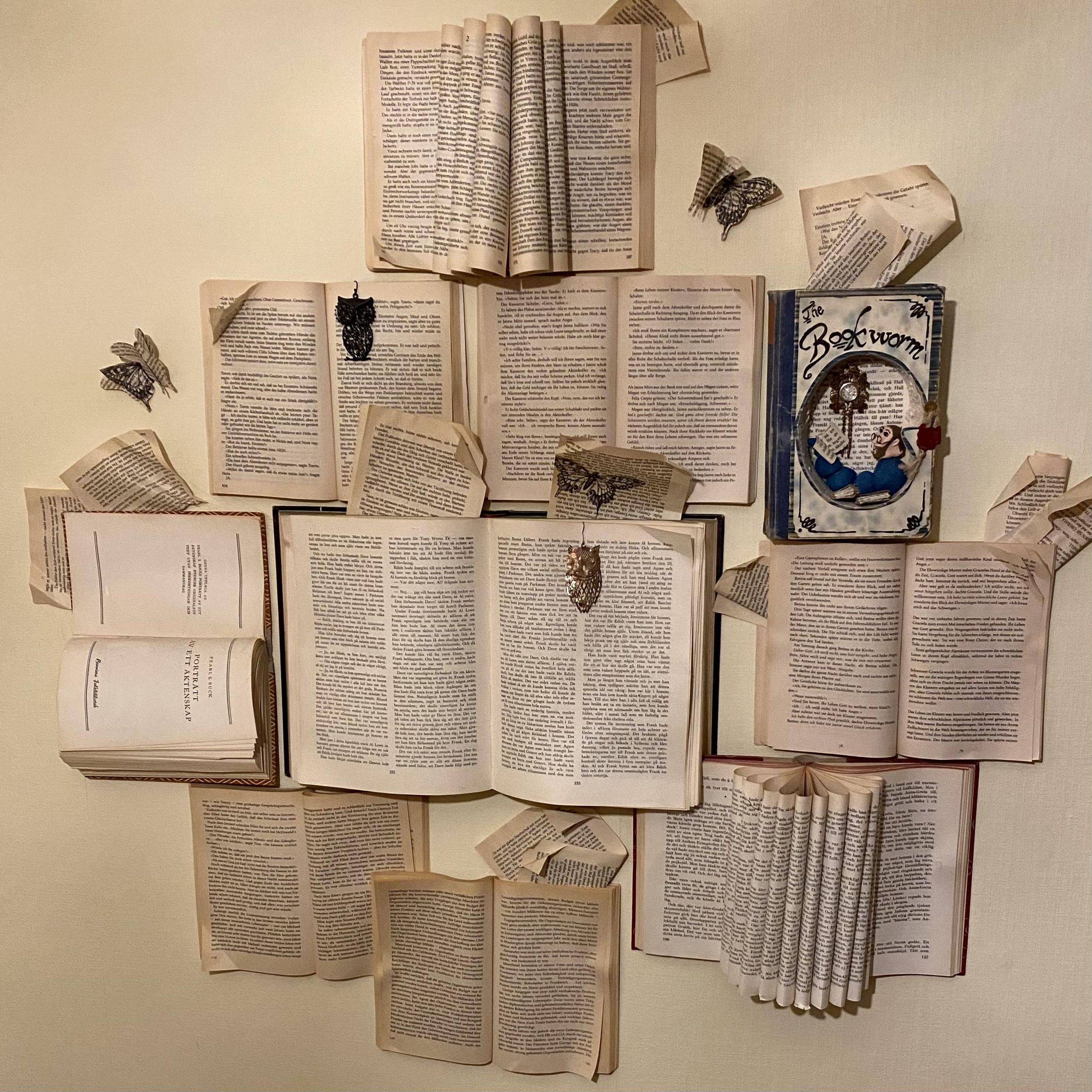 Bookworm for Your Reading Nook : 11 Steps (with Pictures) - Instructables