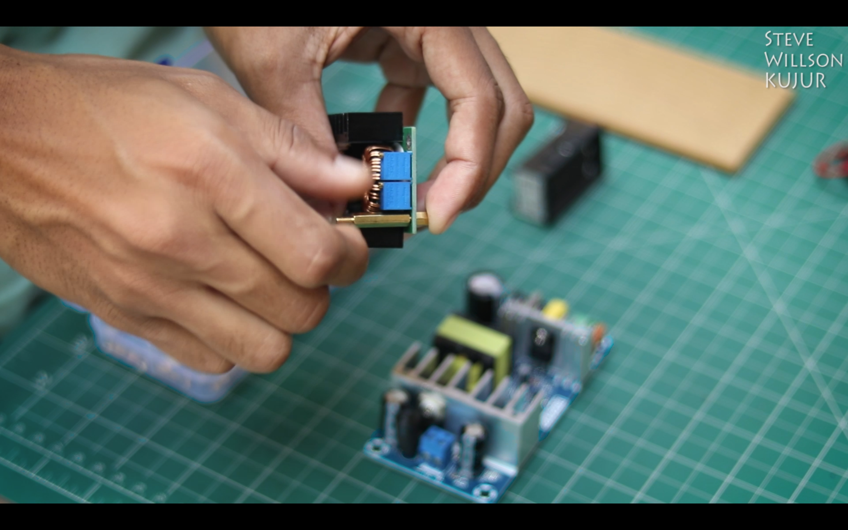 How to Make an Automatic 12V Battery Charger : 17 Steps (with Pictures ...