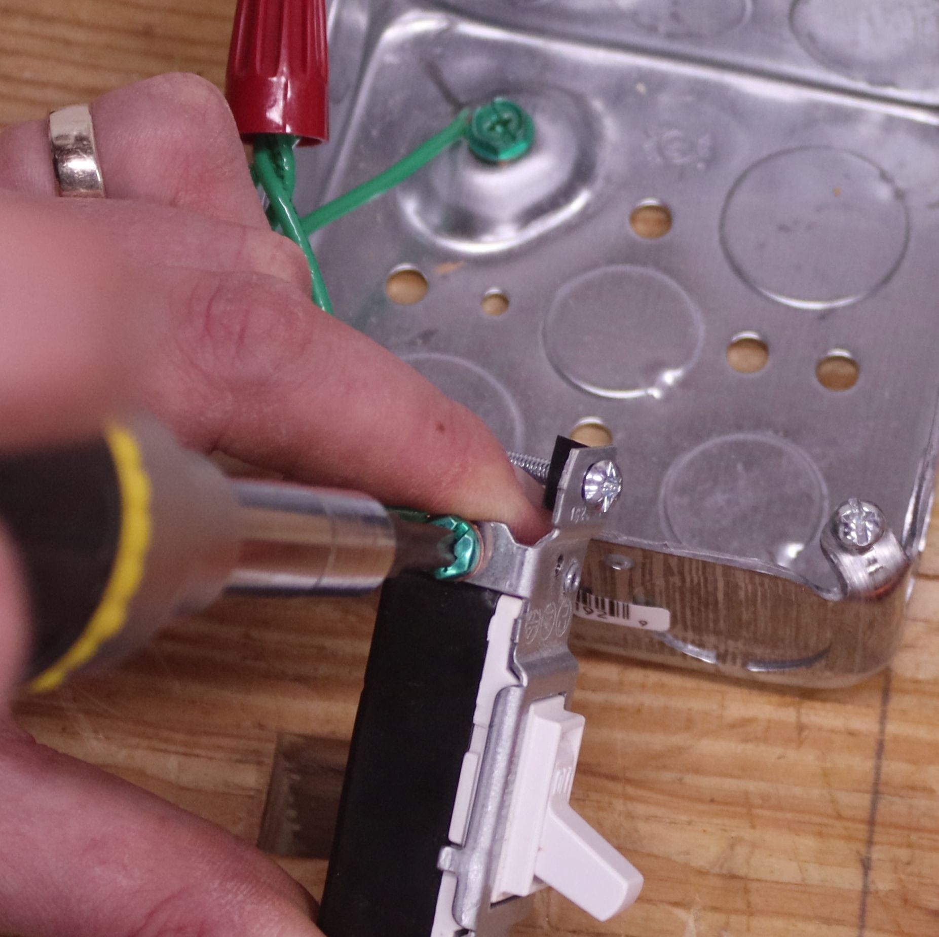 DIY Portable Switched Power Outlet With Extension Cord : 8 Steps (with ...