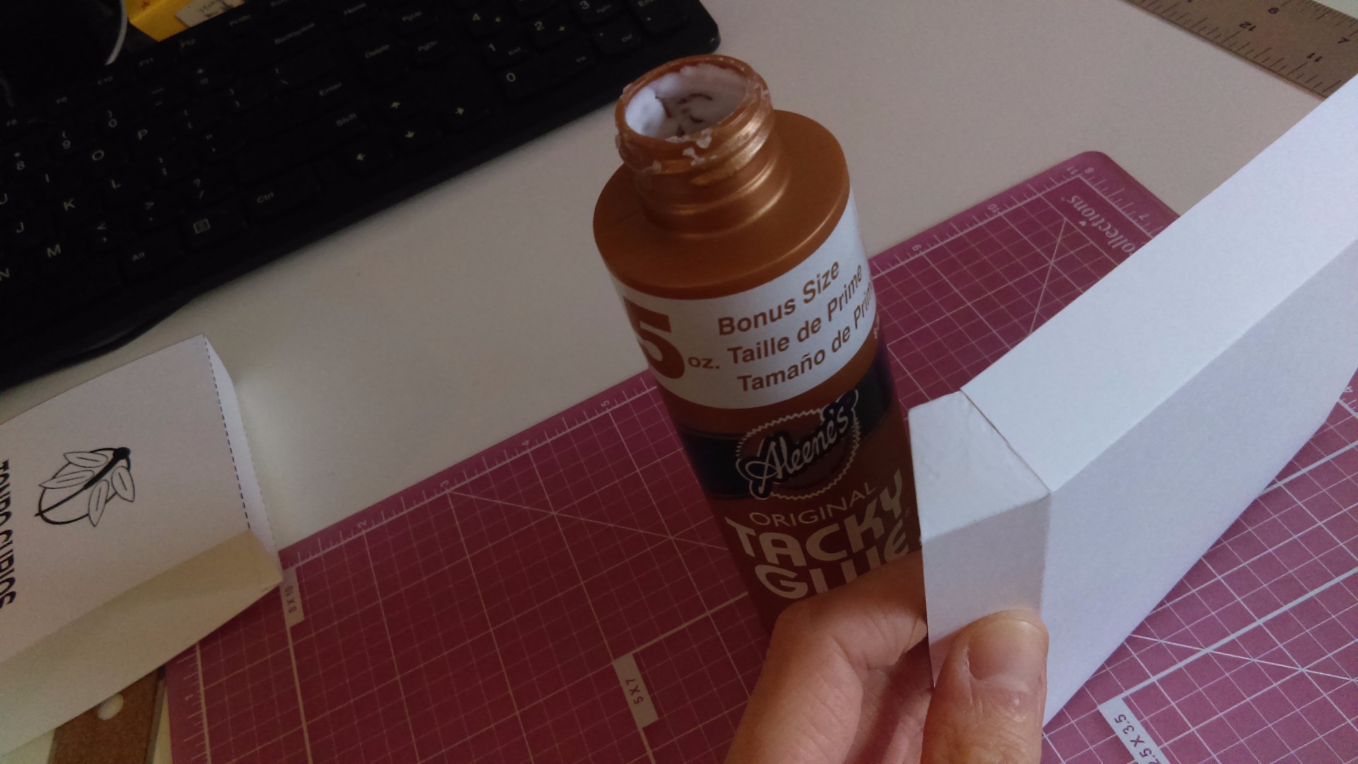 Personalized Cardstock Box : 9 Steps - Instructables