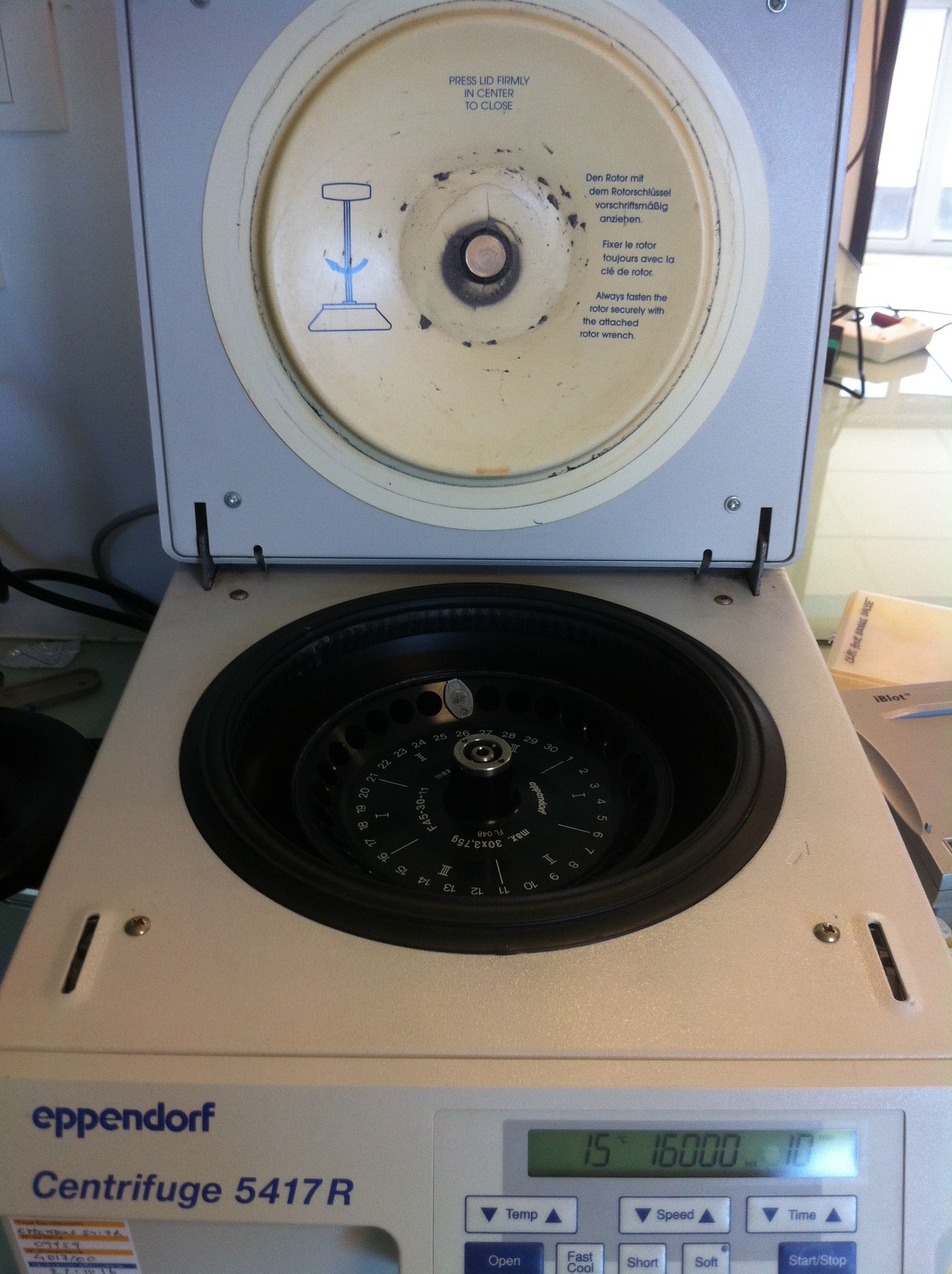 Lab Centrifuge Fidget Spinner : 6 Steps (with Pictures) - Instructables