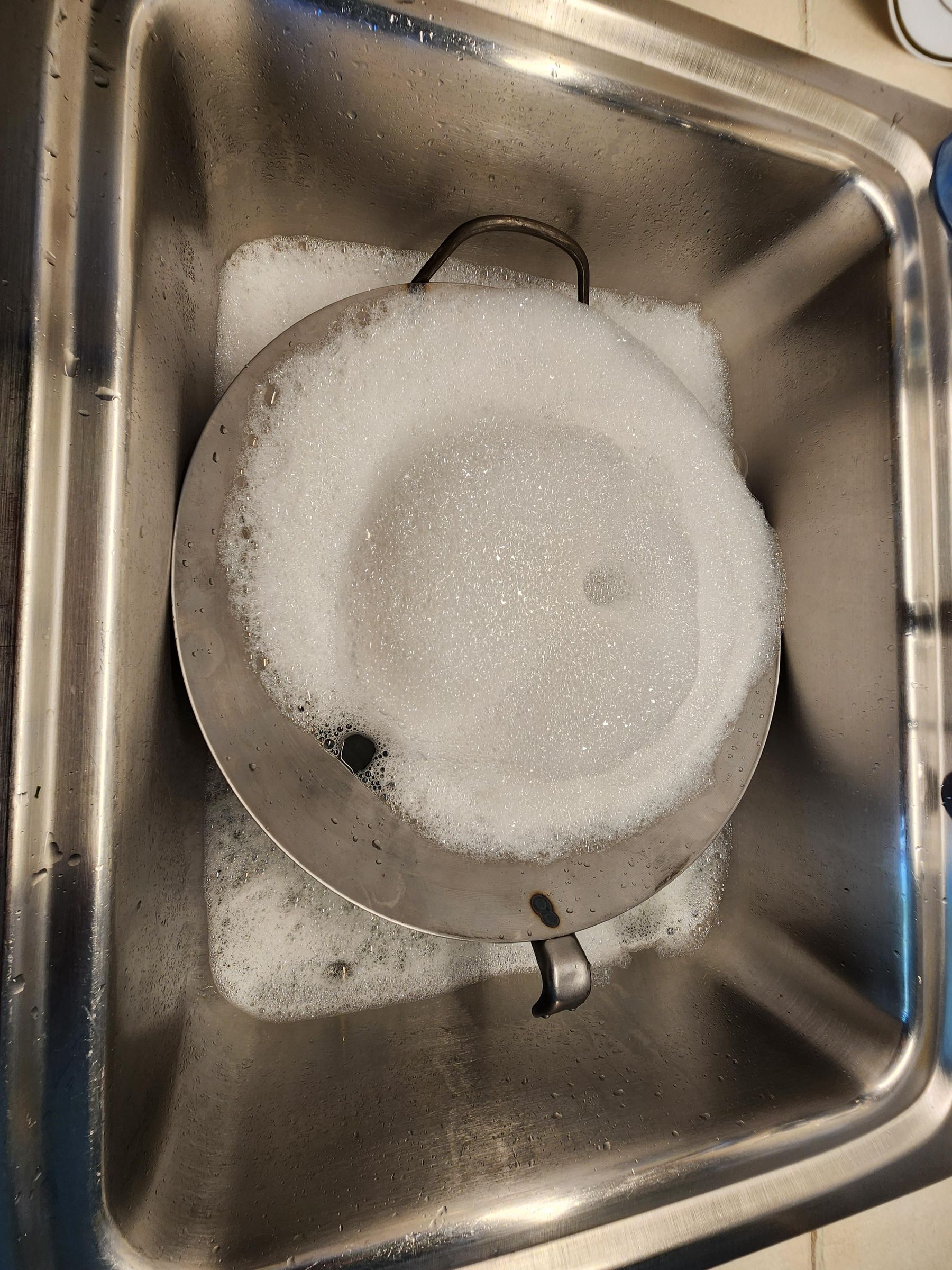 How to Season a Carbon Steel Wok (The Best Way) : 6 Steps (with ...