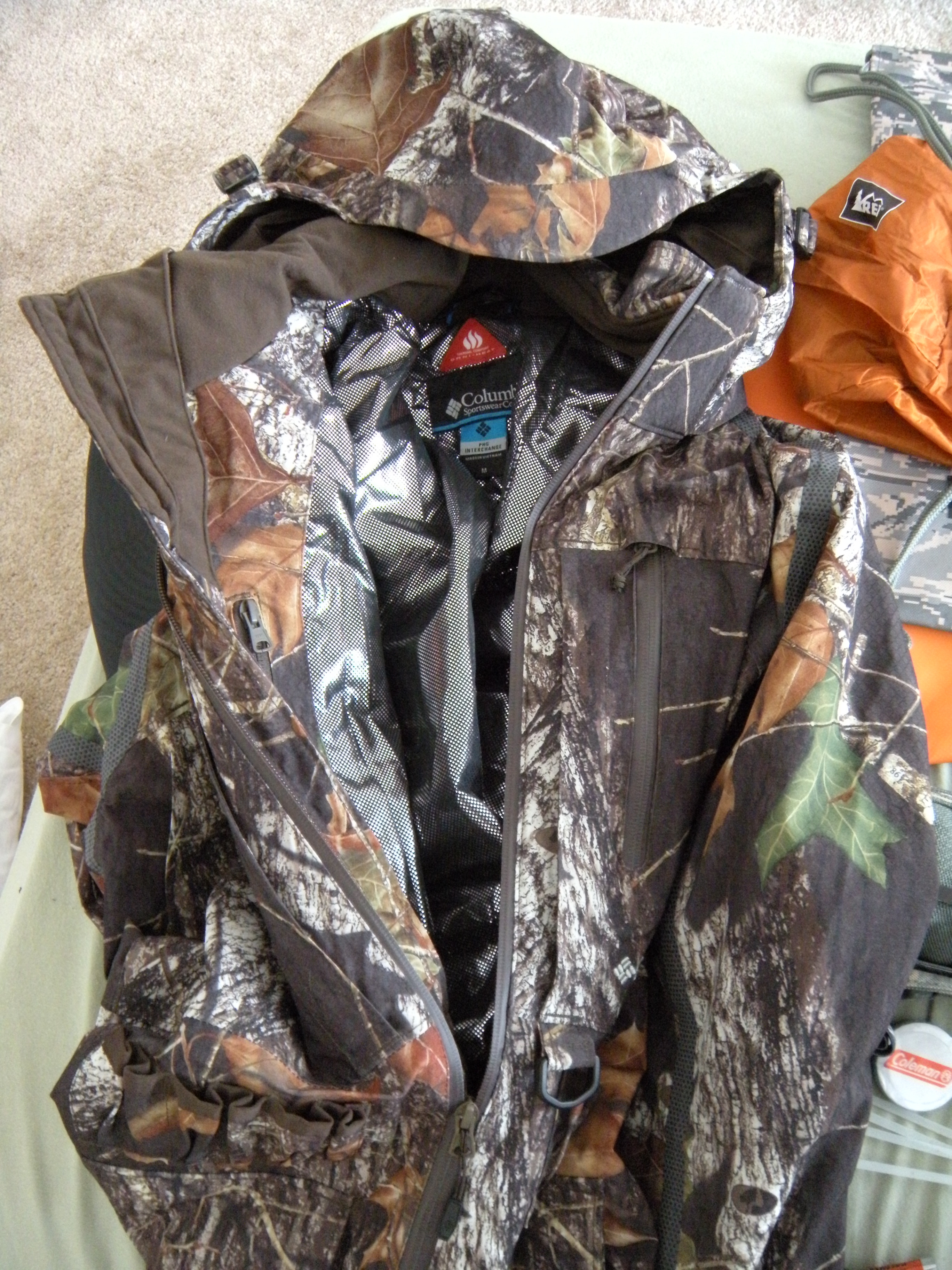 A Comprehensive Bail Out Bag : 4 Steps - Instructables