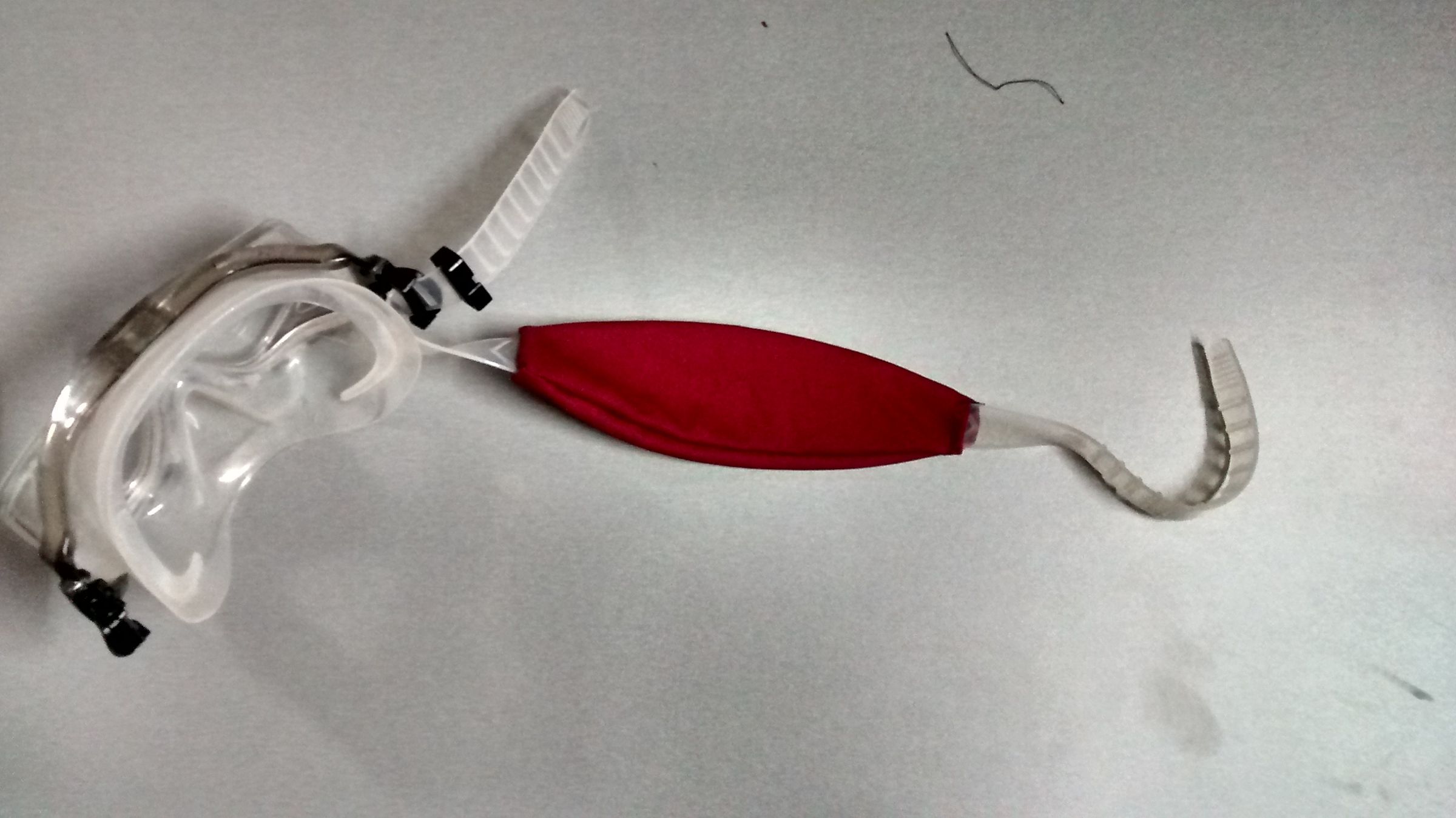 How to Make Diving Goggles Fabric Strap : 4 Steps (with Pictures ...