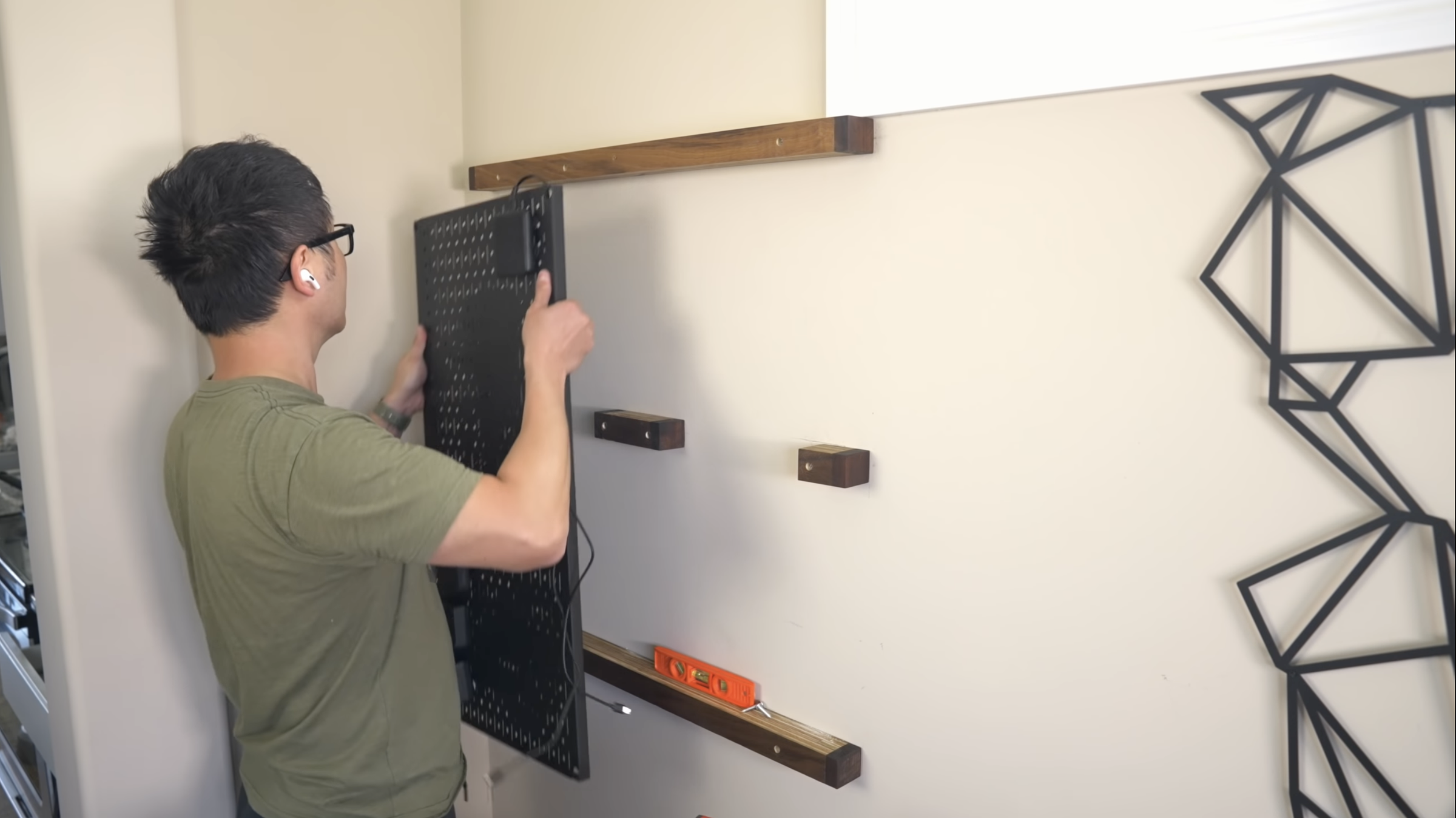 Camera Charging Wall Organizer for My Home Office : 3 Steps - Instructables