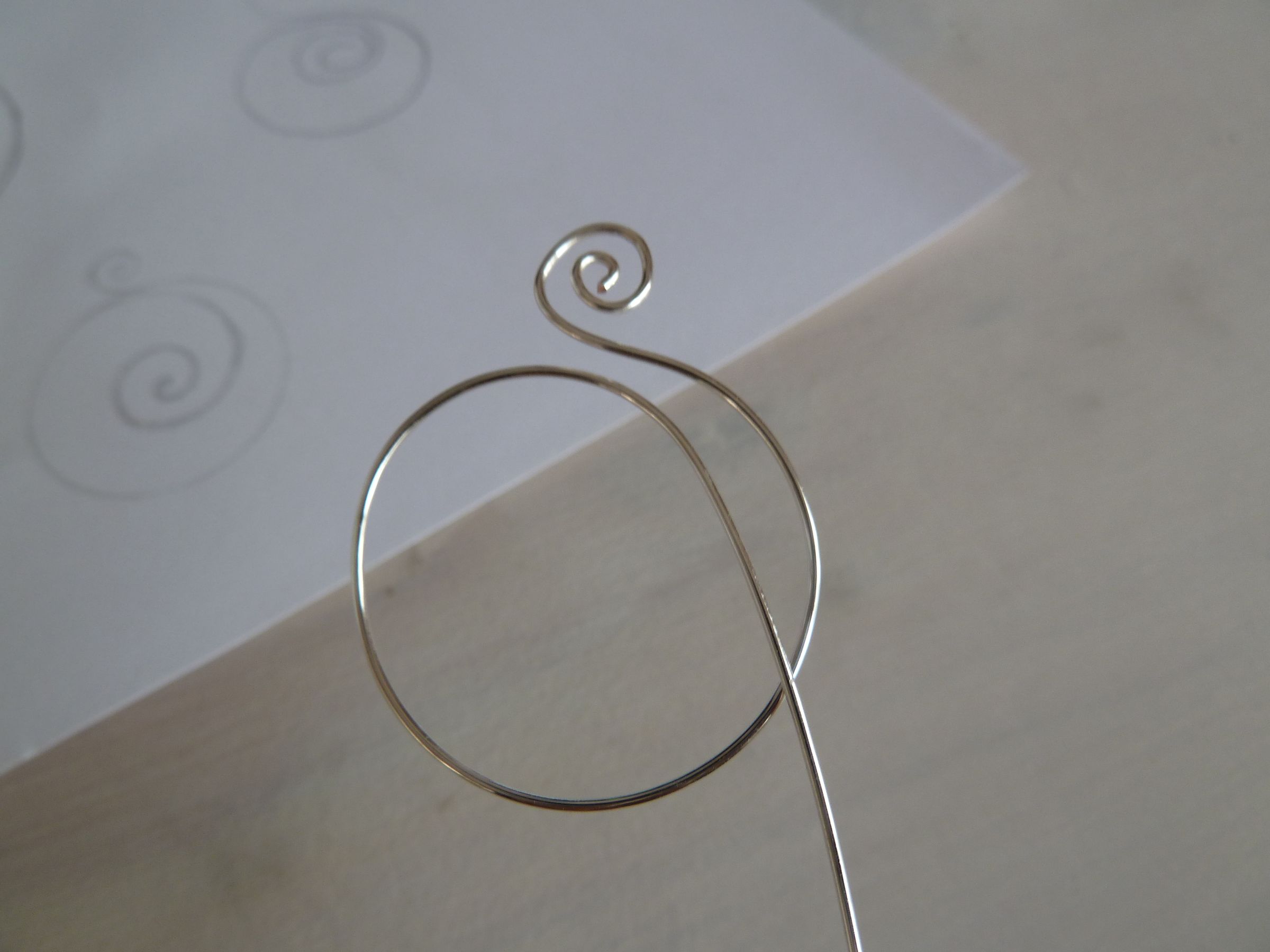 Swirled Wire Beaded Pendant : 18 Steps (with Pictures) - Instructables