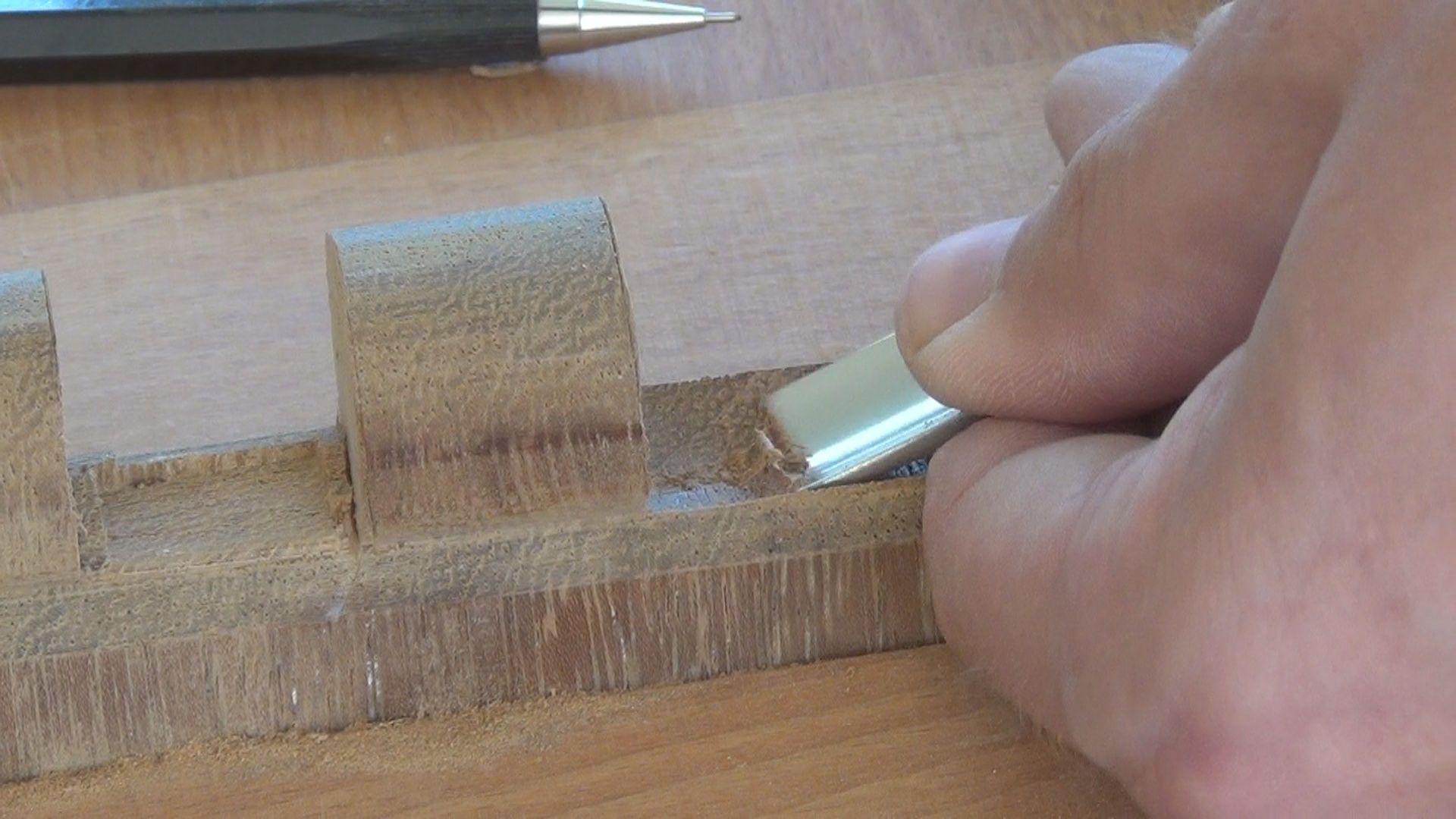 Make a Nuckle Joint : 16 Steps (with Pictures) - Instructables