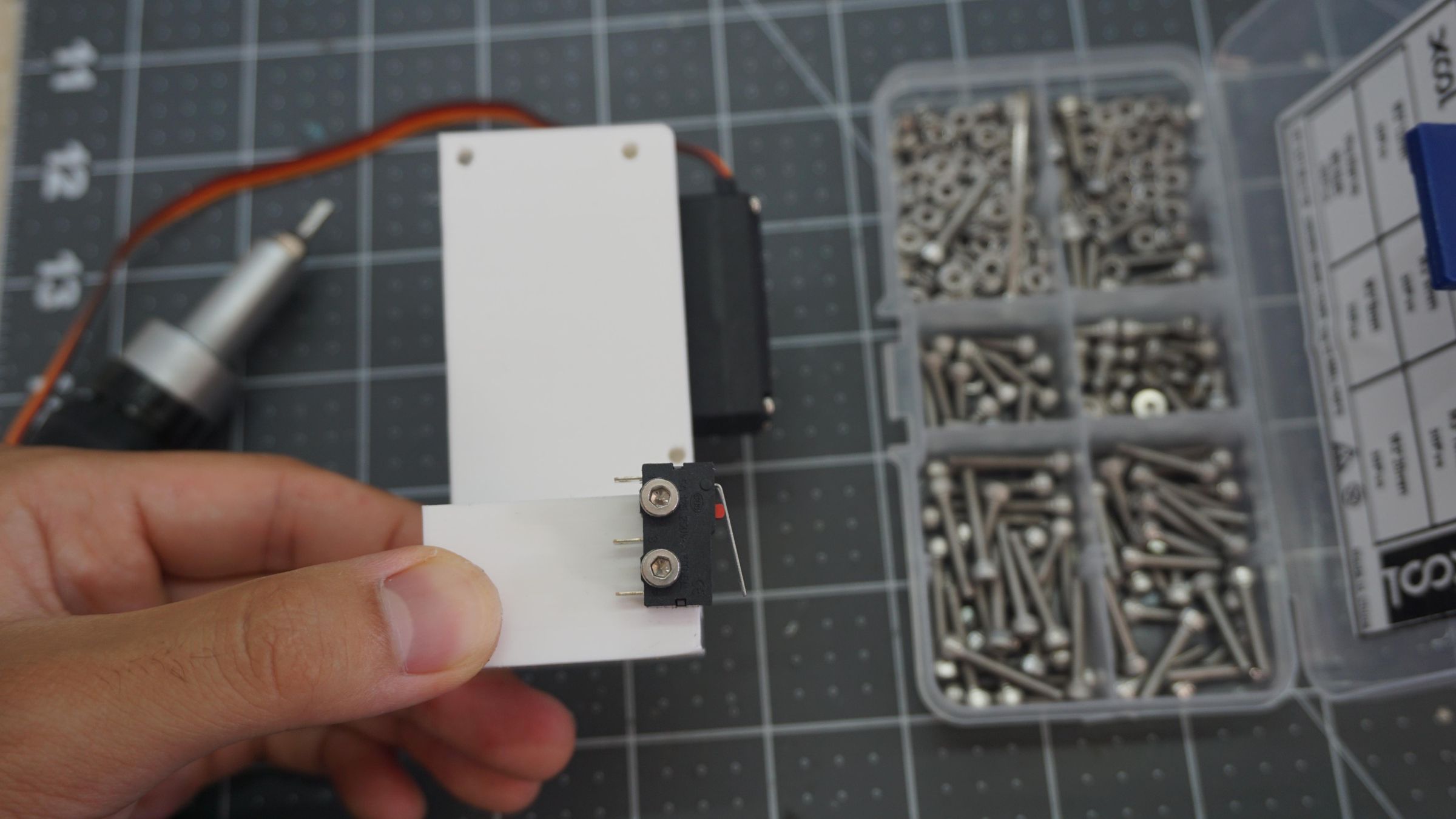 DIY Secret Book Compartment : 7 Steps (with Pictures) - Instructables