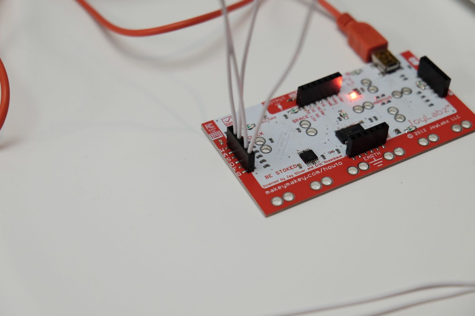 Fun Game Controllers With MaKey MaKey : 6 Steps - Instructables