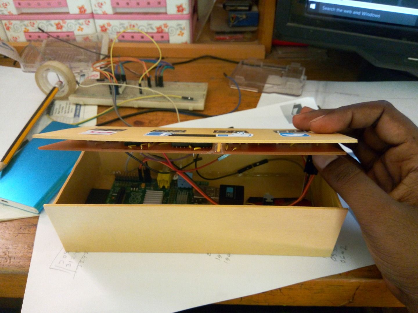 Raspberry Pi Desk Notifier : 18 Steps (with Pictures) - Instructables