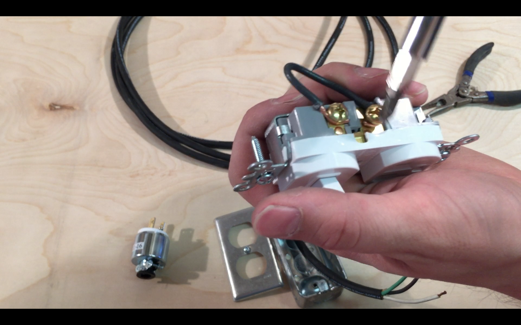 Simple Electrical Remote Switch : 10 Steps (with Pictures) - Instructables