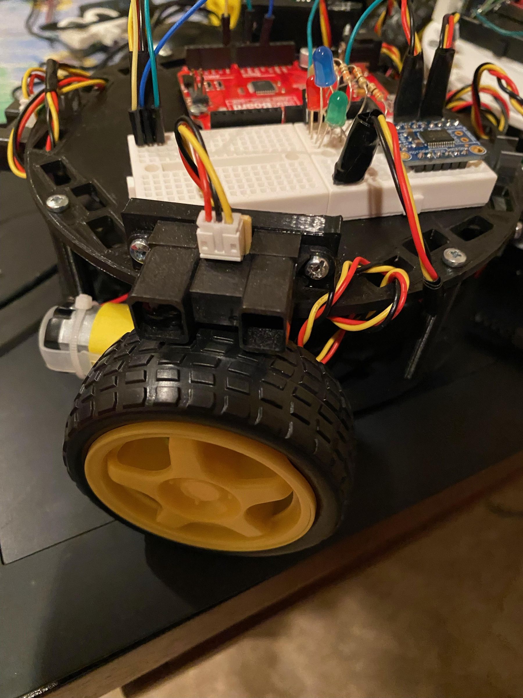 Lily∞Bot With Arduino Uno: Obstacle Avoidance Using 4 Infrared Distance ...
