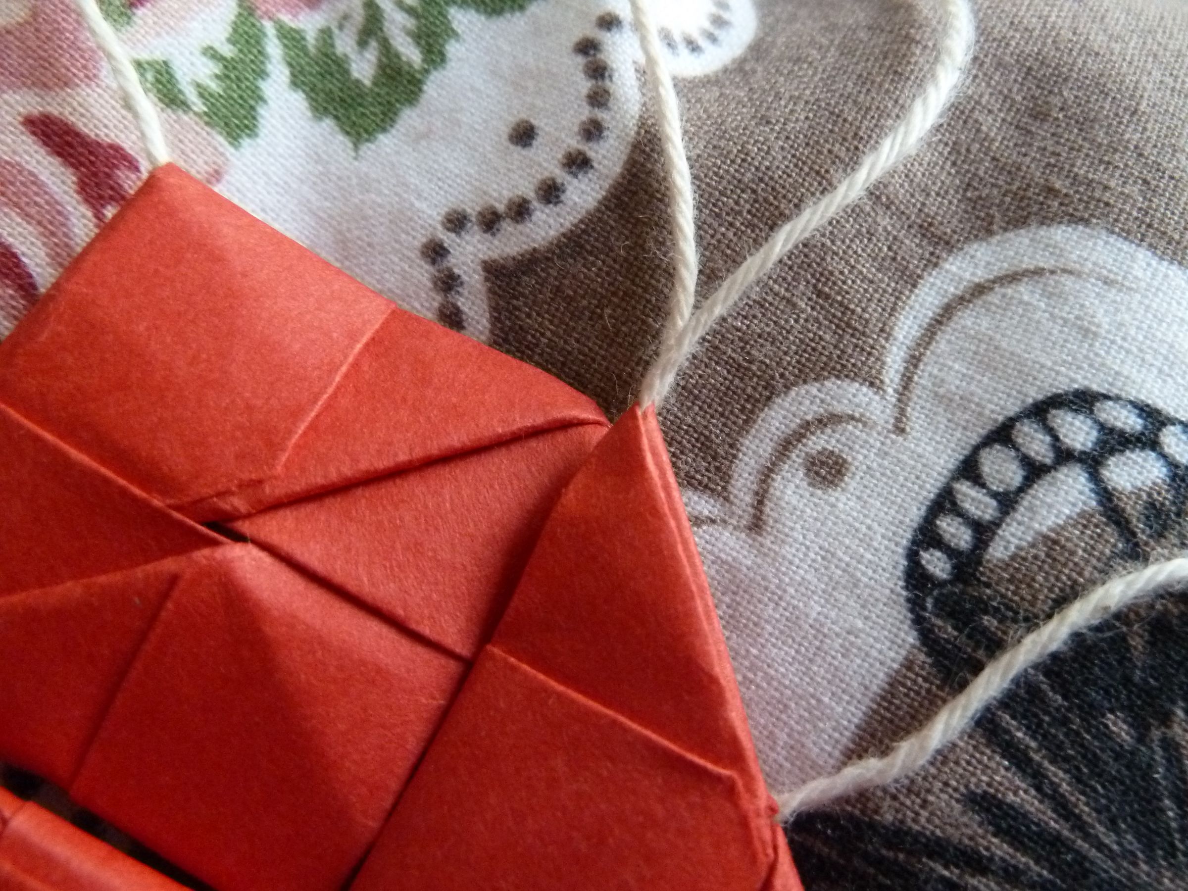 Paper Heart Decorations : 16 Steps (with Pictures) - Instructables