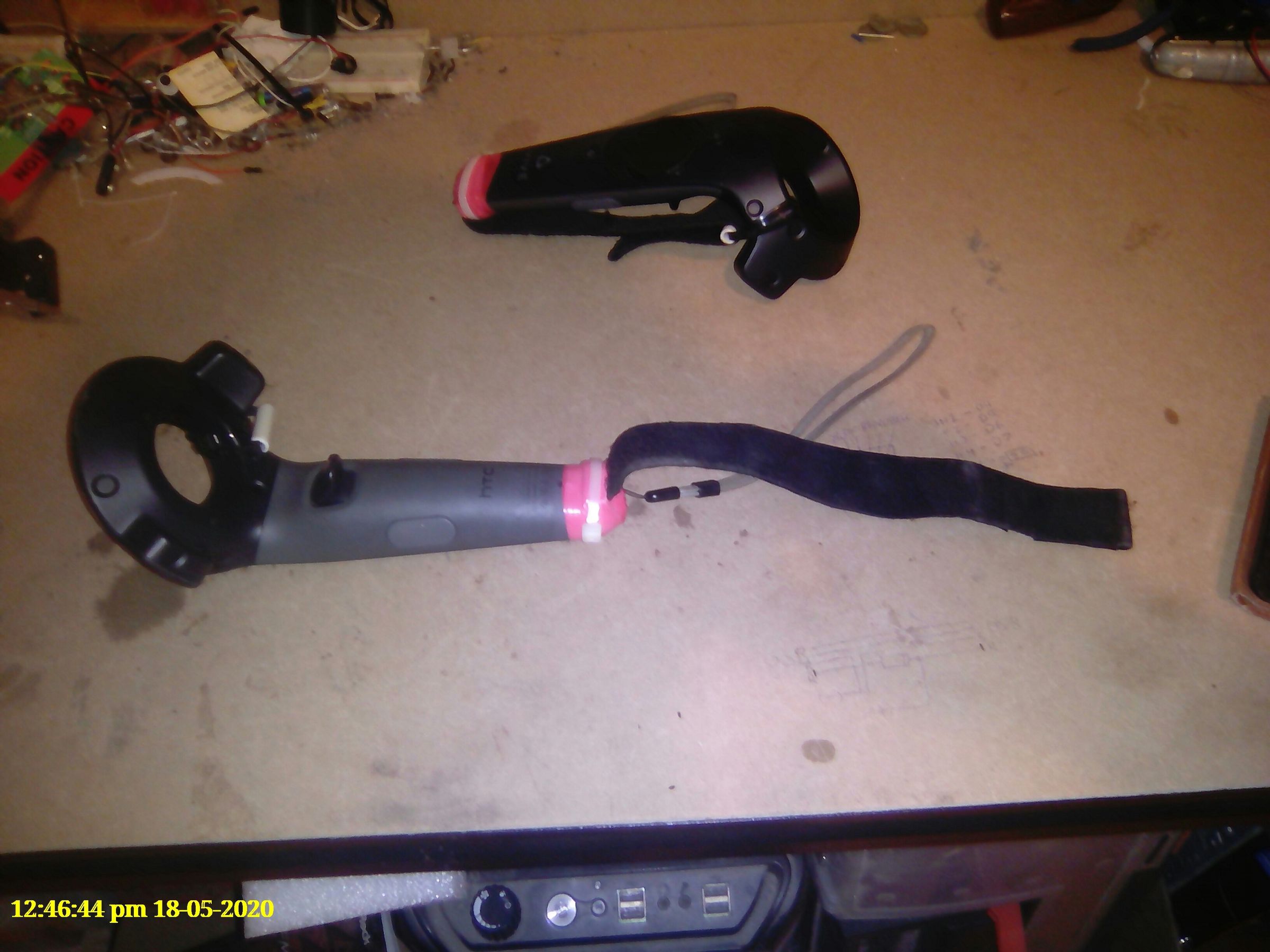 HTC Vive Controller Knuckle Strap : 4 Steps - Instructables