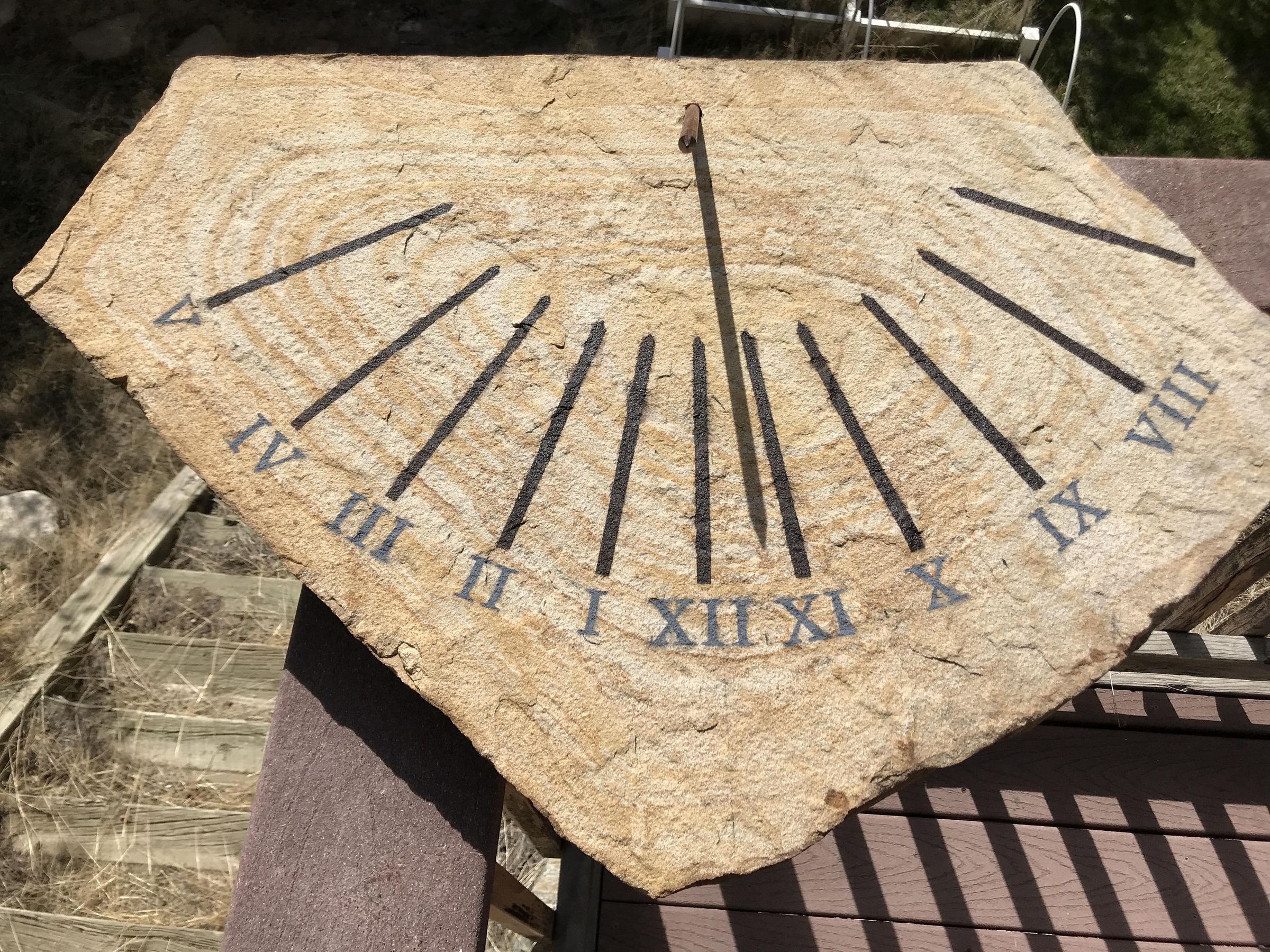 Sundial Rock for the Garden : 9 Steps (with Pictures) - Instructables