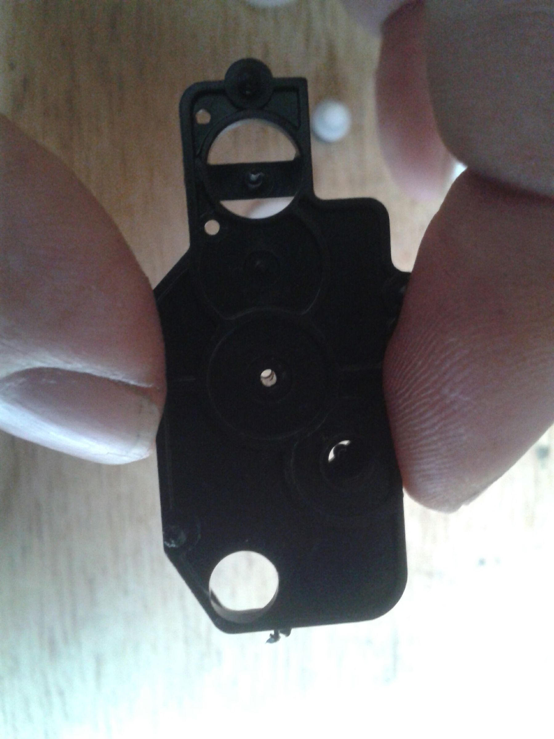 What's in a Quartz Clock : 9 Steps - Instructables