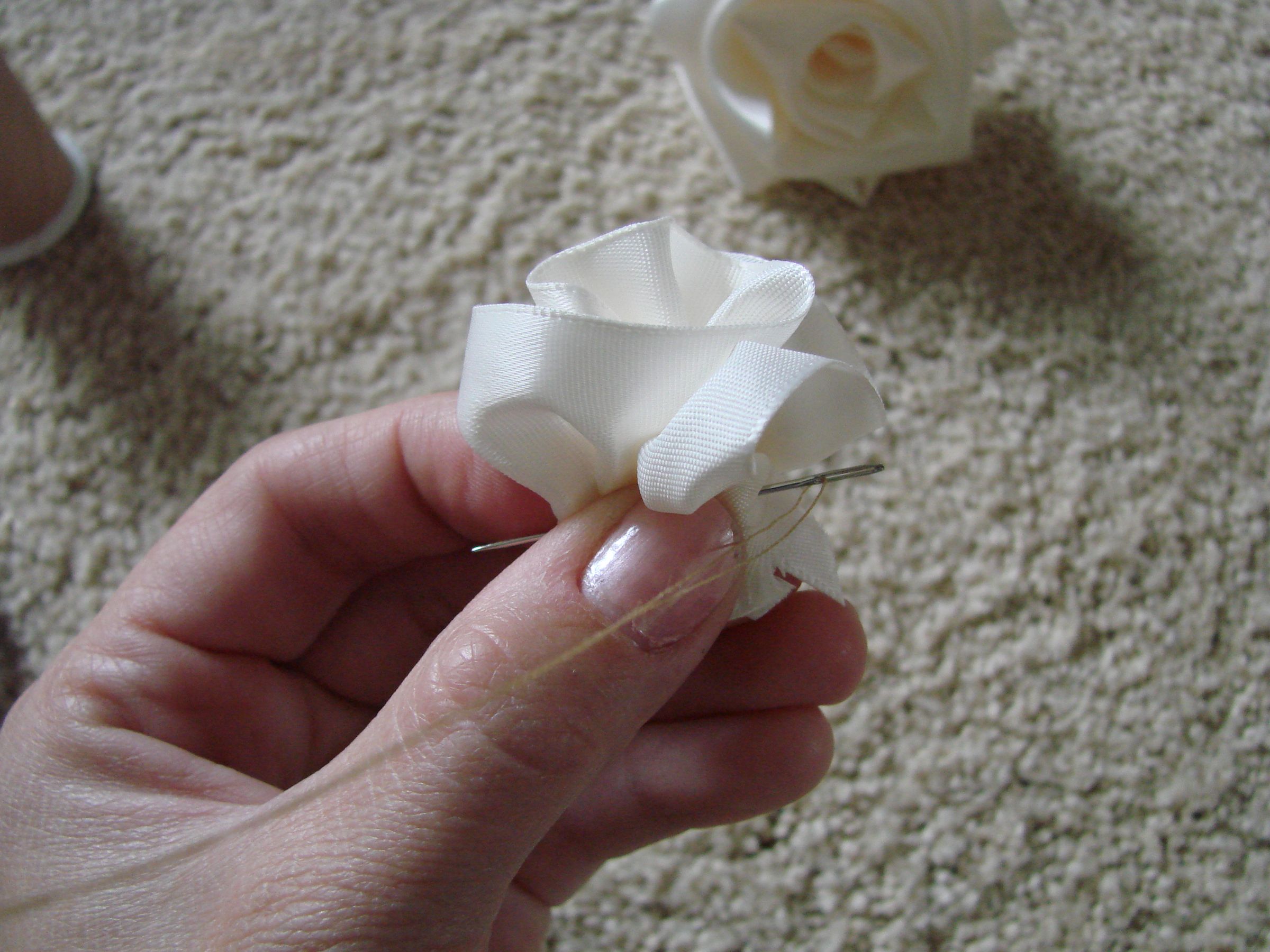 Heirloom Ribbon Bouquet : 6 Steps (with Pictures) - Instructables