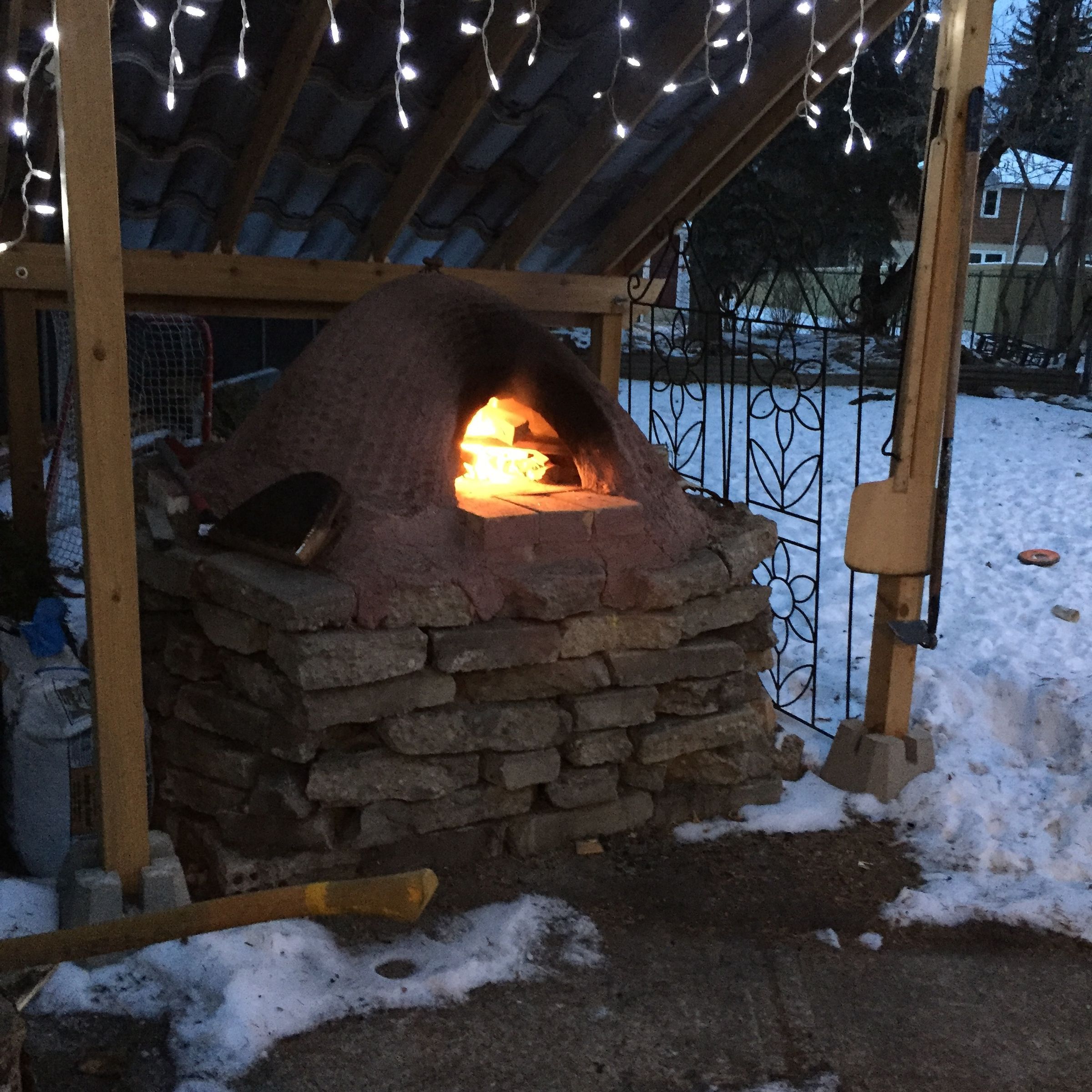 Build Your Own Earth Oven : 13 Steps (with Pictures) - Instructables
