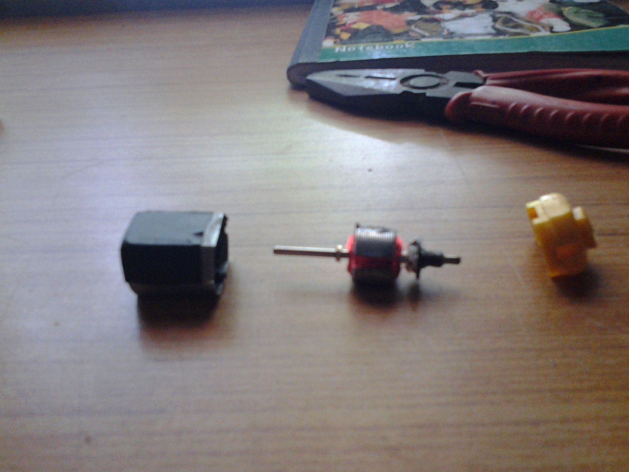 Micro Electromagnet : 4 Steps - Instructables