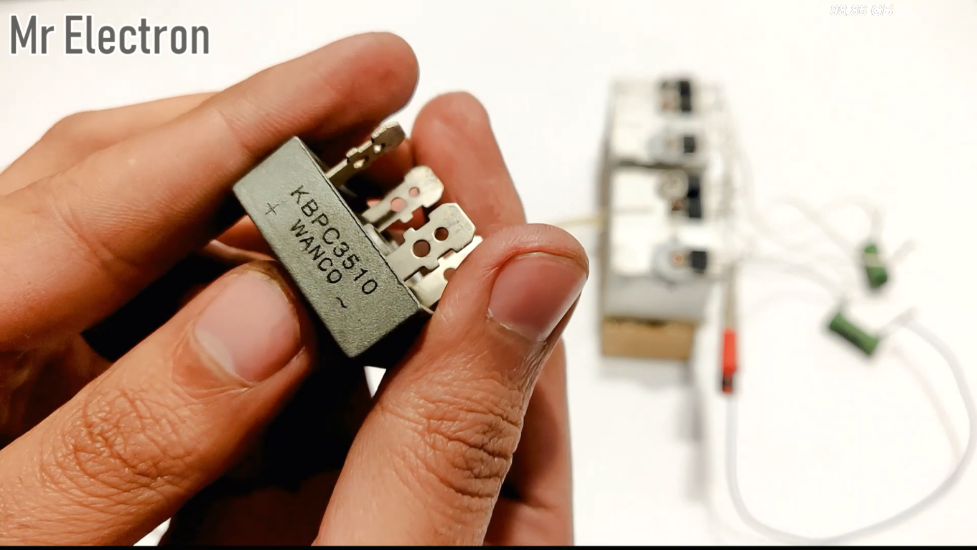 1A to 40A Current BOOST Converter for Upto 1000W DC Motor : 3 Steps ...