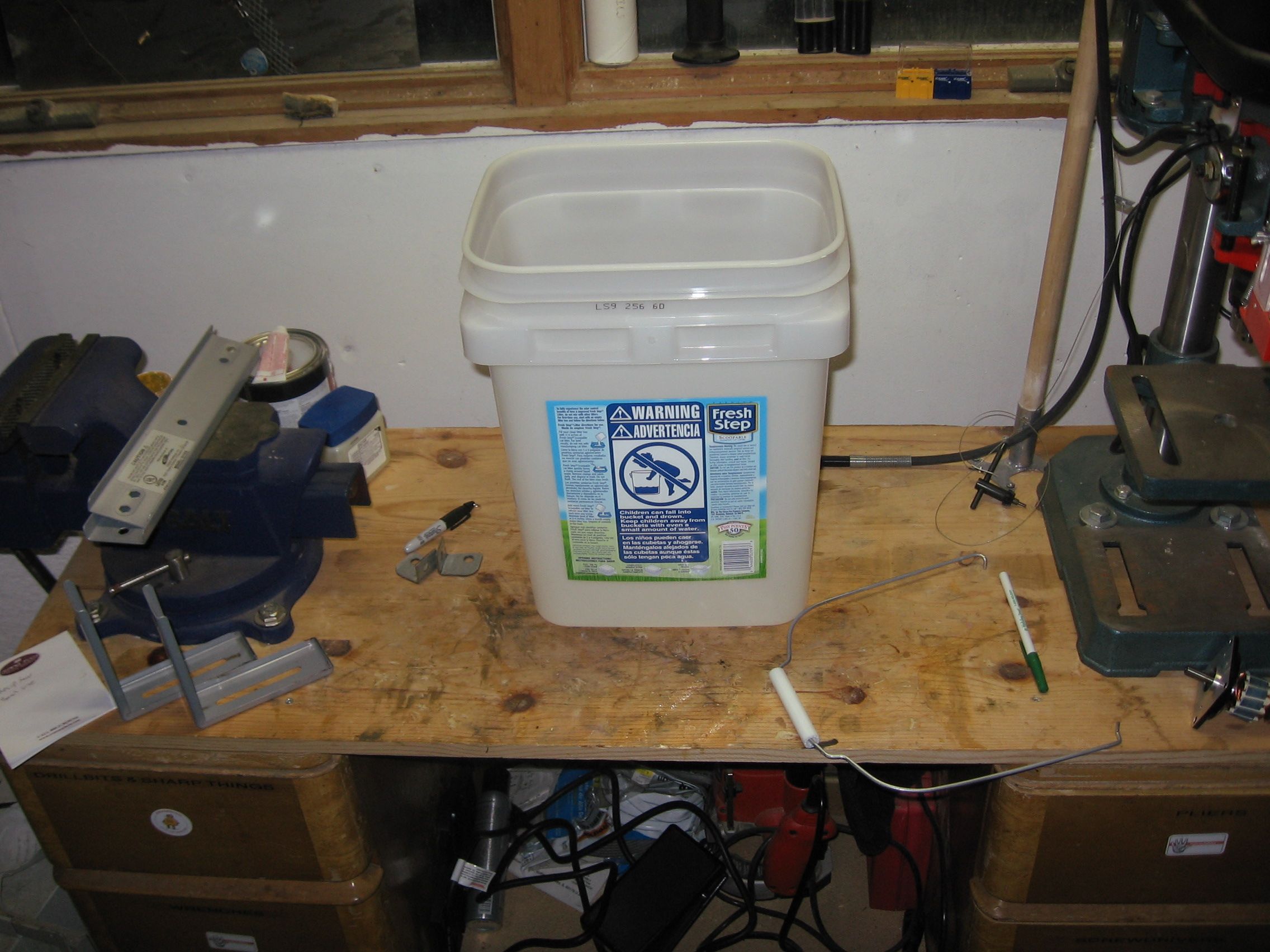 5 Gallon Bucket Cart (A.K.A. Excrement Express!) : 8 Steps - Instructables
