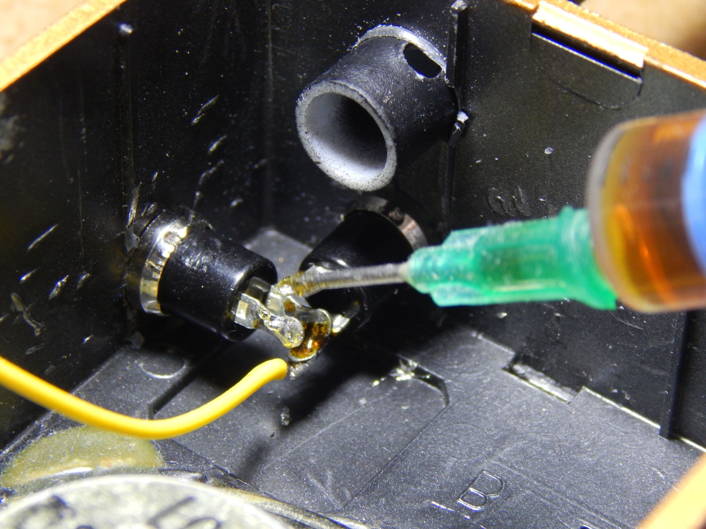 Voicetron - Voice Recording Toy : 40 Steps (with Pictures) - Instructables