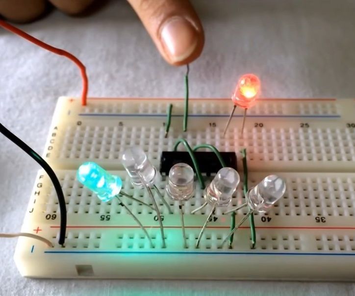 Electronic Dice With UTSOURCE : 15 Steps - Instructables