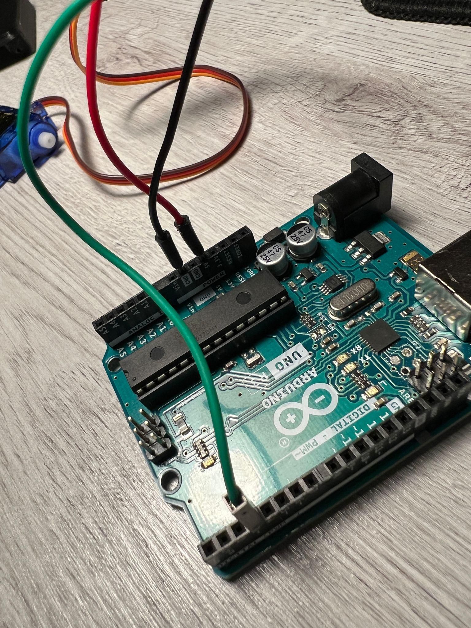 Scary Useless Box : 3 Steps (with Pictures) - Instructables