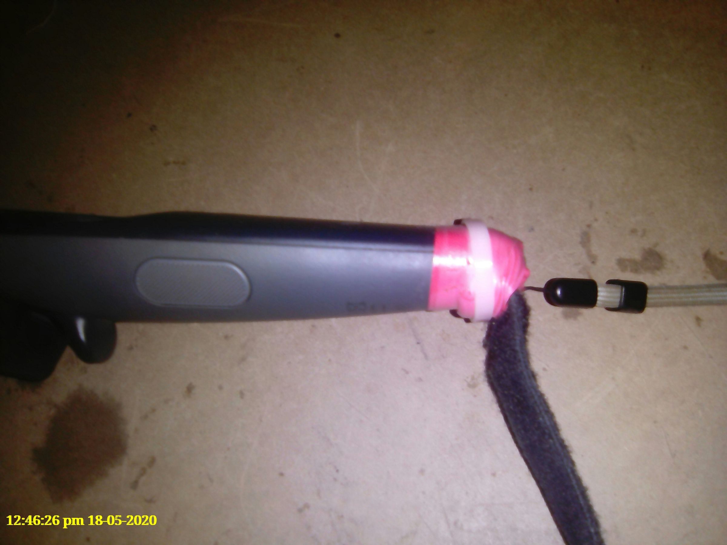 HTC Vive Controller Knuckle Strap : 4 Steps - Instructables