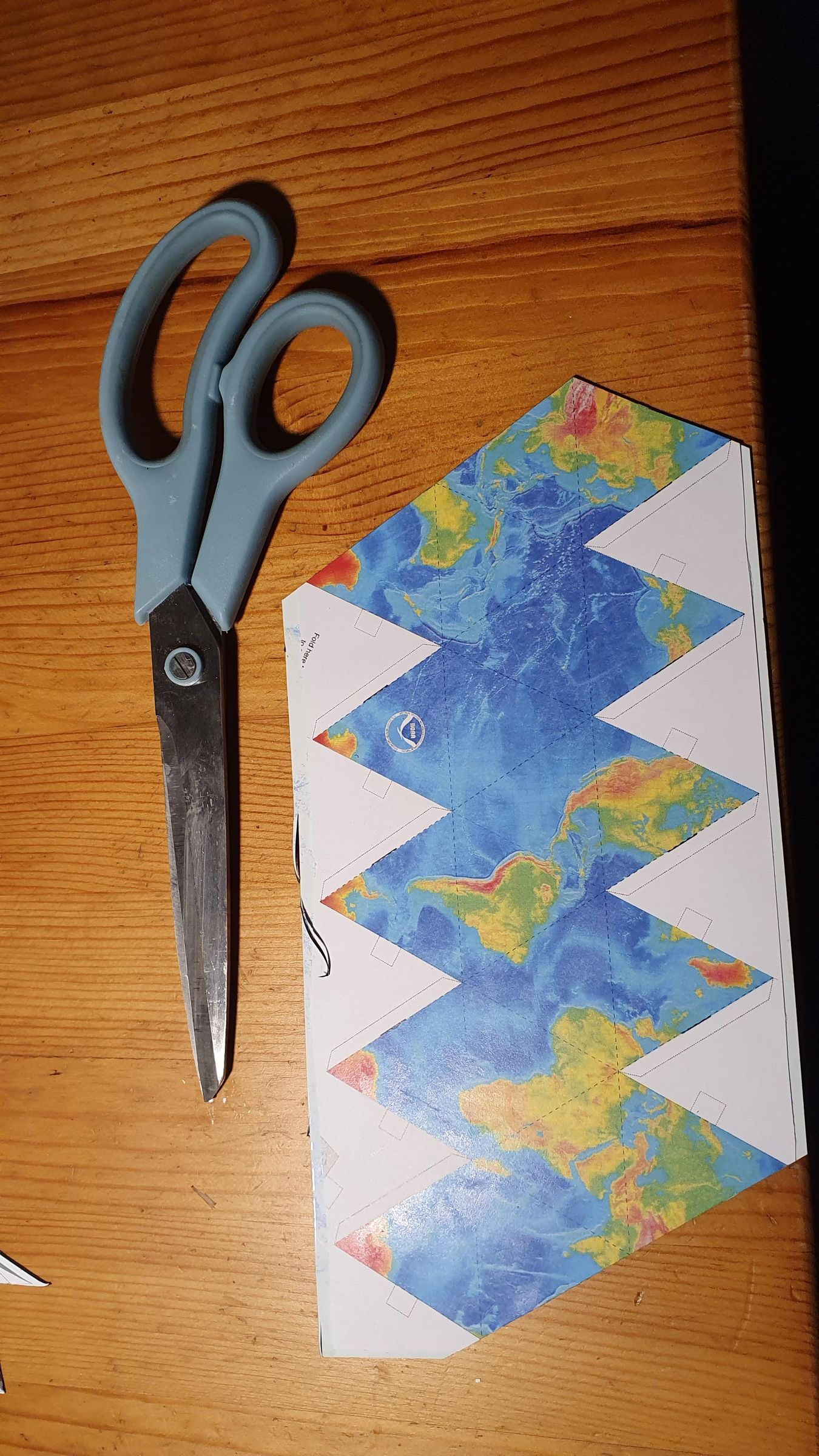 Movable Fridge Map : 5 Steps (with Pictures) - Instructables