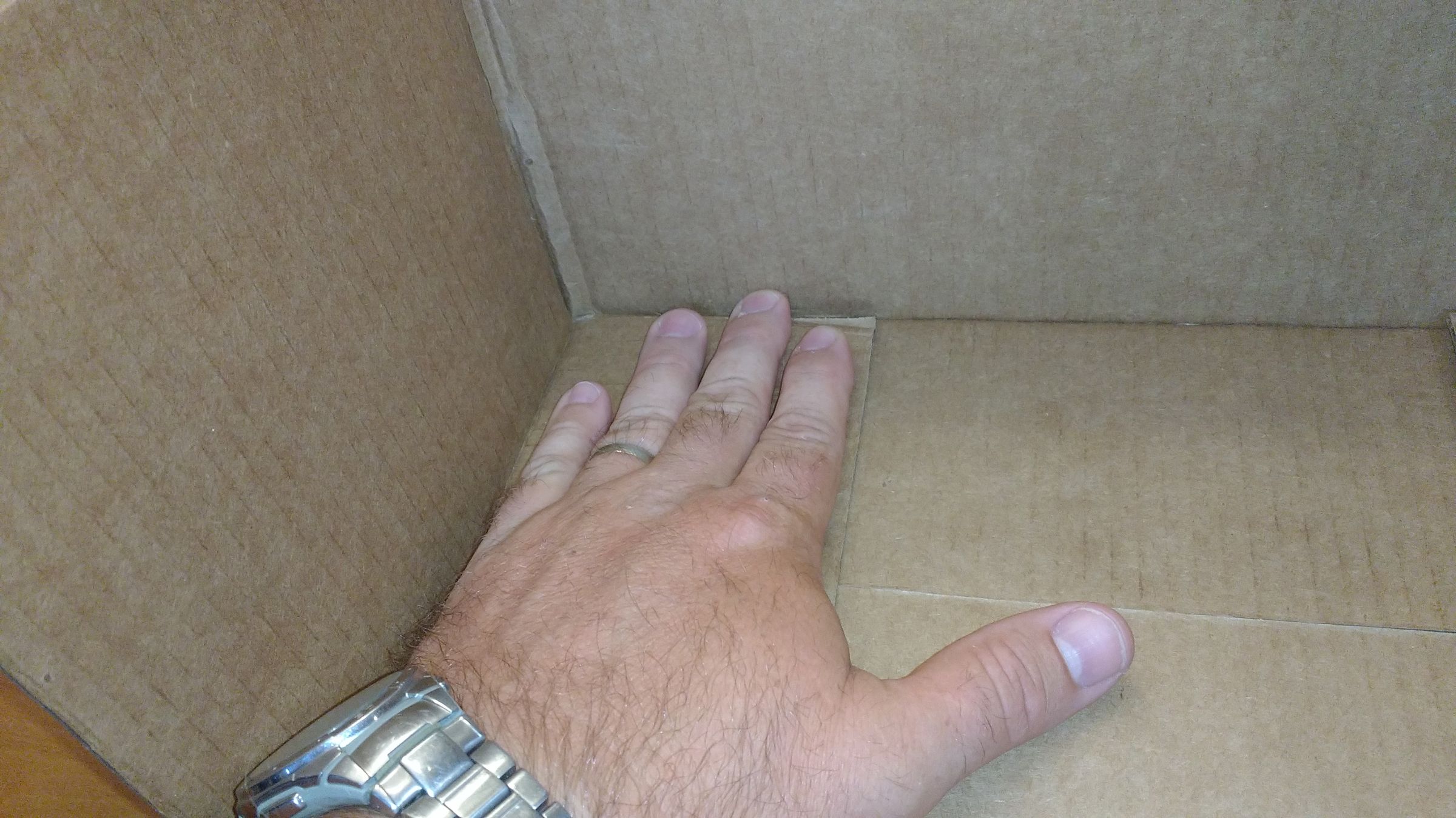 Make a Free/Inexpensive Fishing Rod Wrapping Jig Out of a Cardboard Box ...