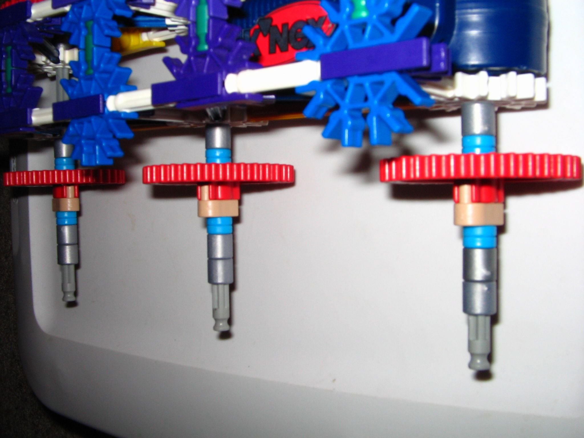 How to Build a Knex Walker : 17 Steps - Instructables