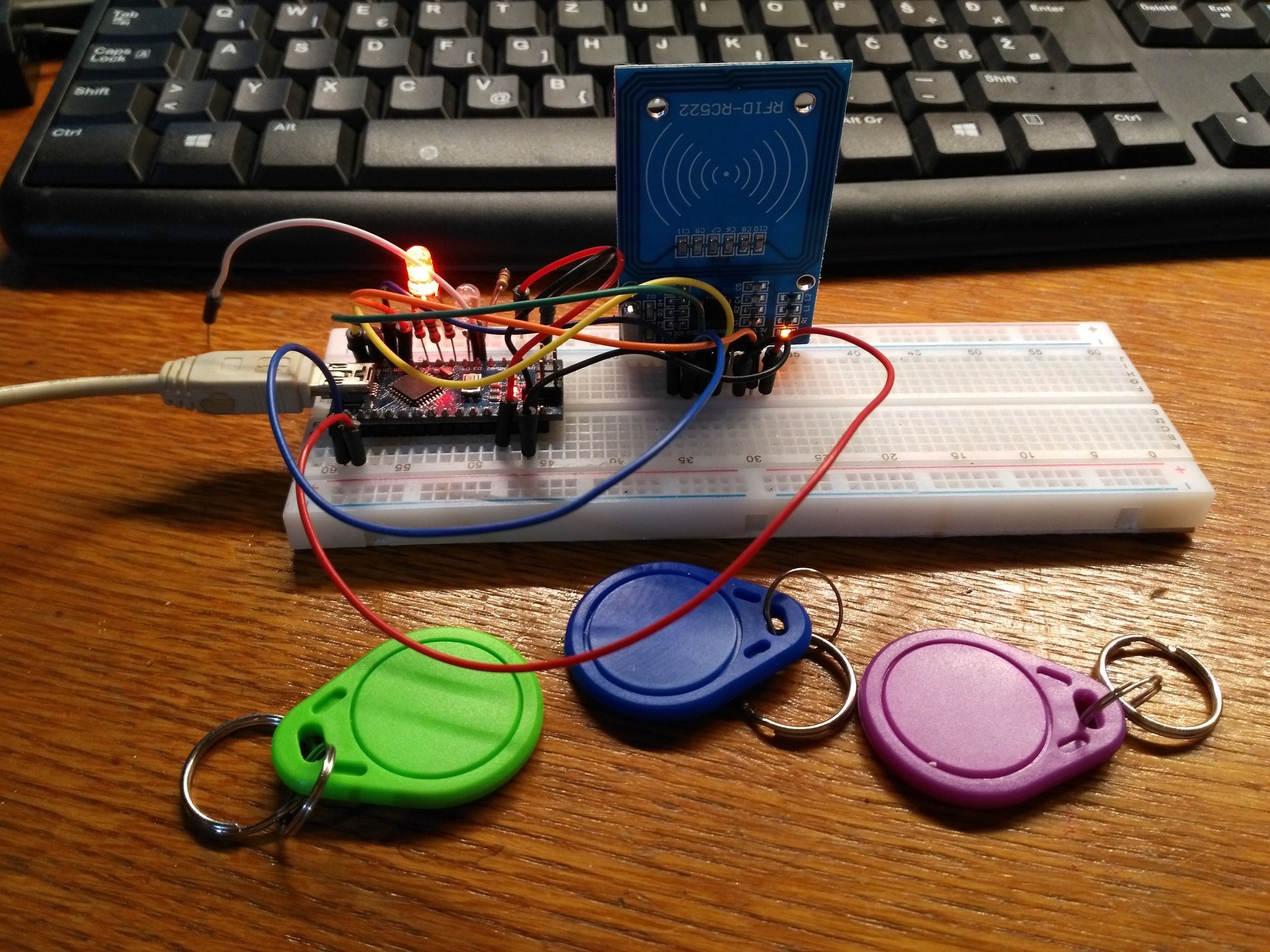 Arduino RFID-RC522 - DOOR ACCES CONTROL/ RFID DOOR LOCK - Instructables